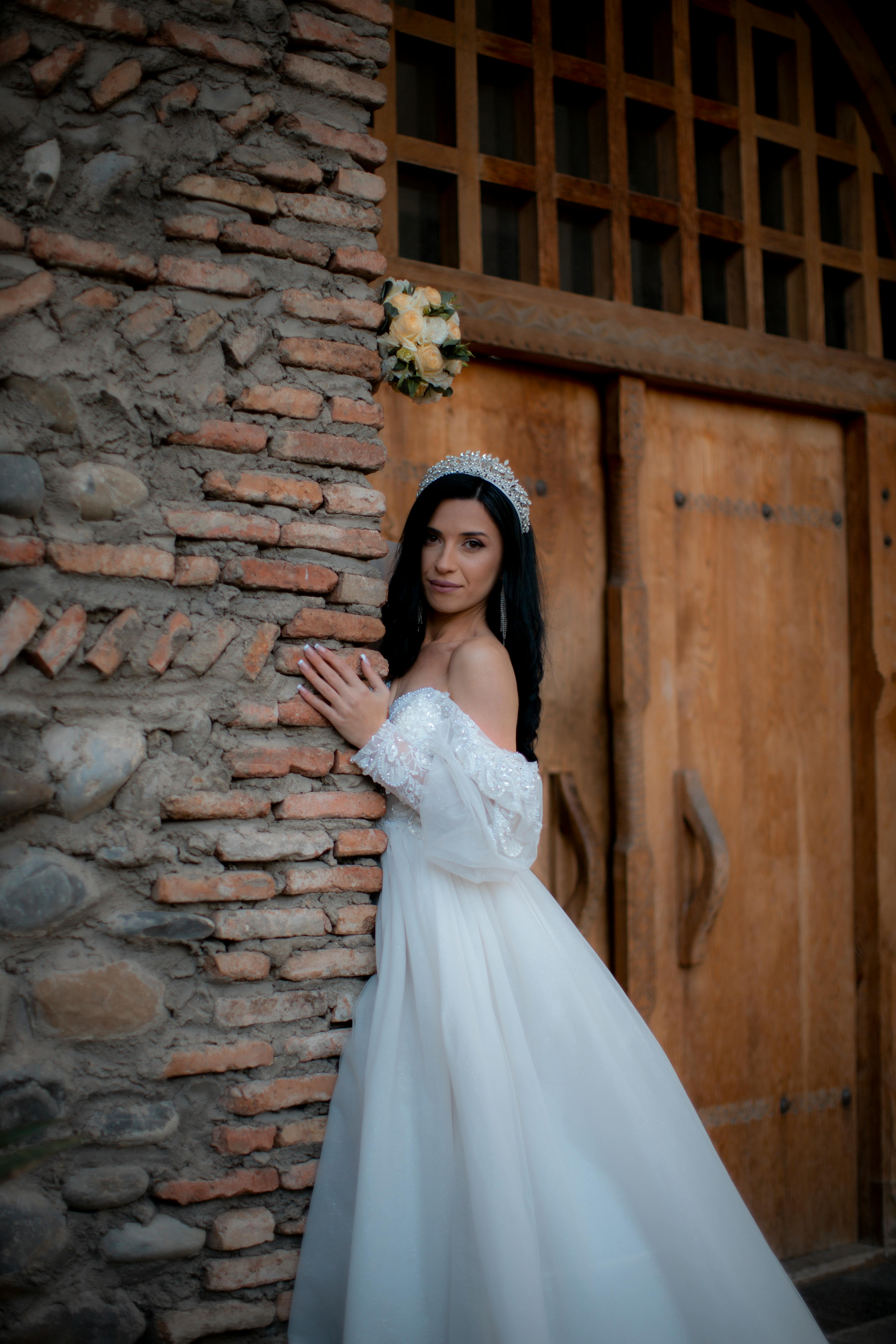 Wedding Portrait of Bride · Free Stock Photo