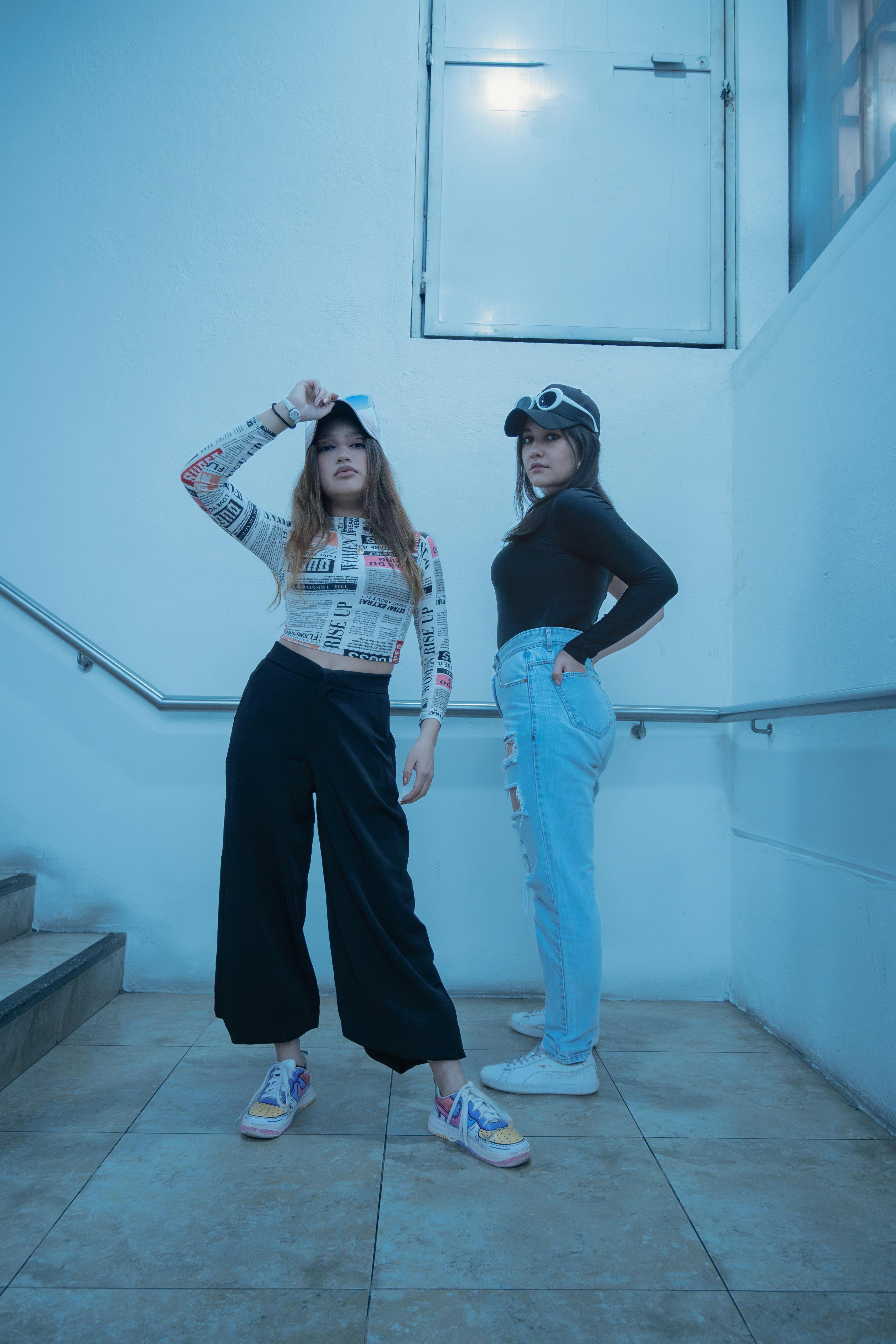 Foto de stock gratuita sobre #interior, accesorios de moda, actitud de ...