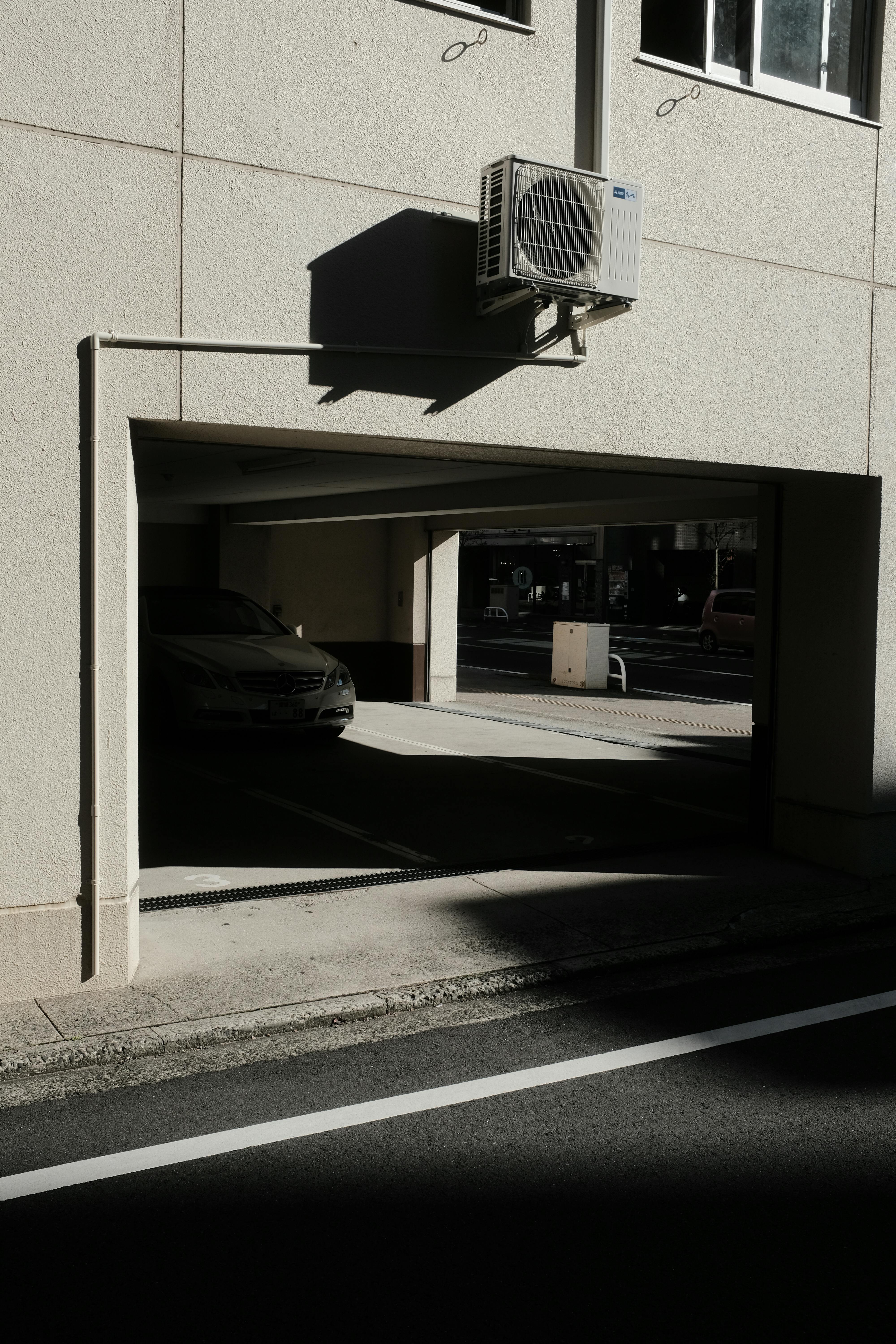 Modern Car On City Street Daylight Minimal Photos, Download The BEST ...