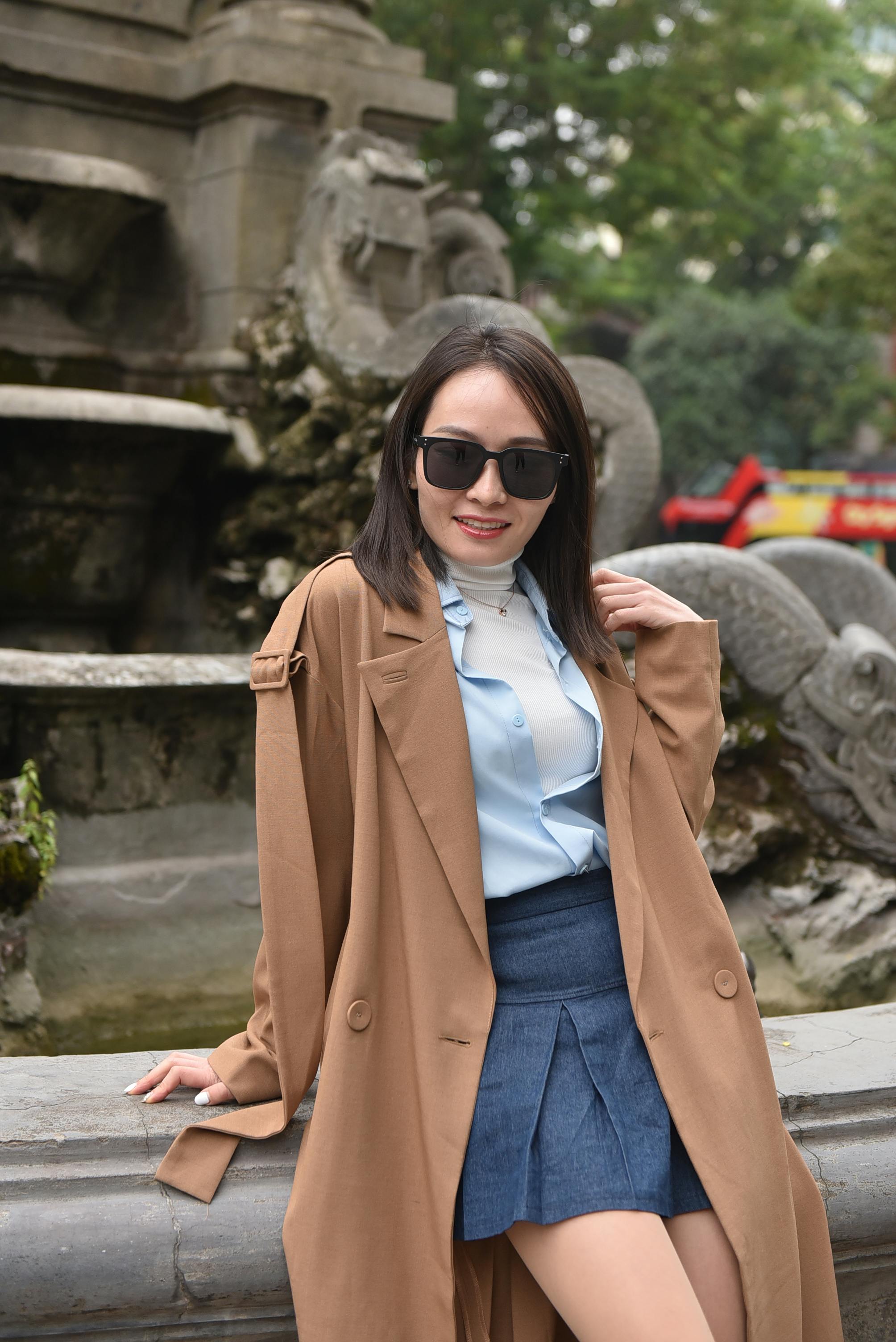 Female Square Portrait Photos, Download The BEST Free Female Square ...