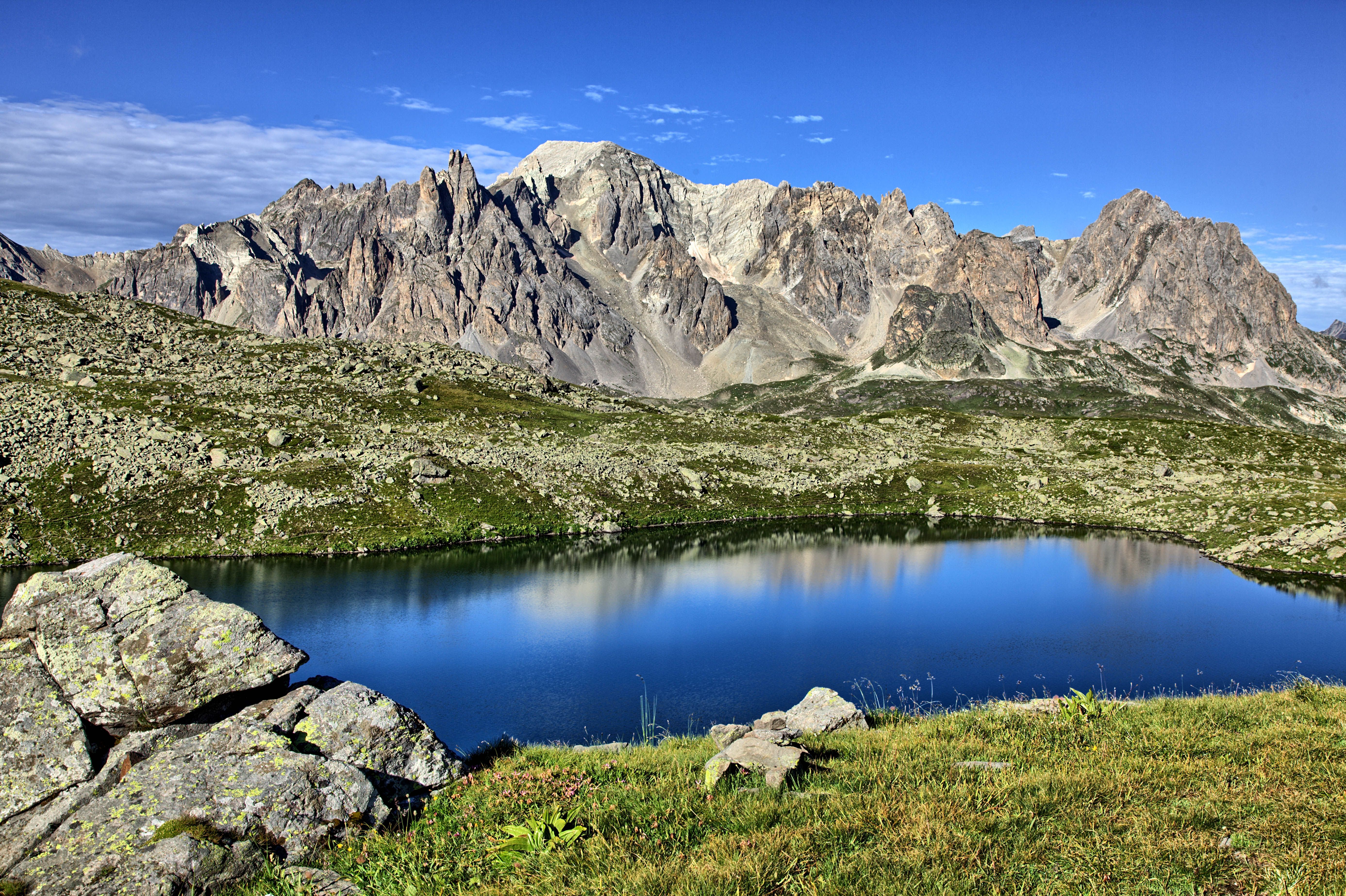 Mountain Lake Among the French Alps · Free Stock Photo