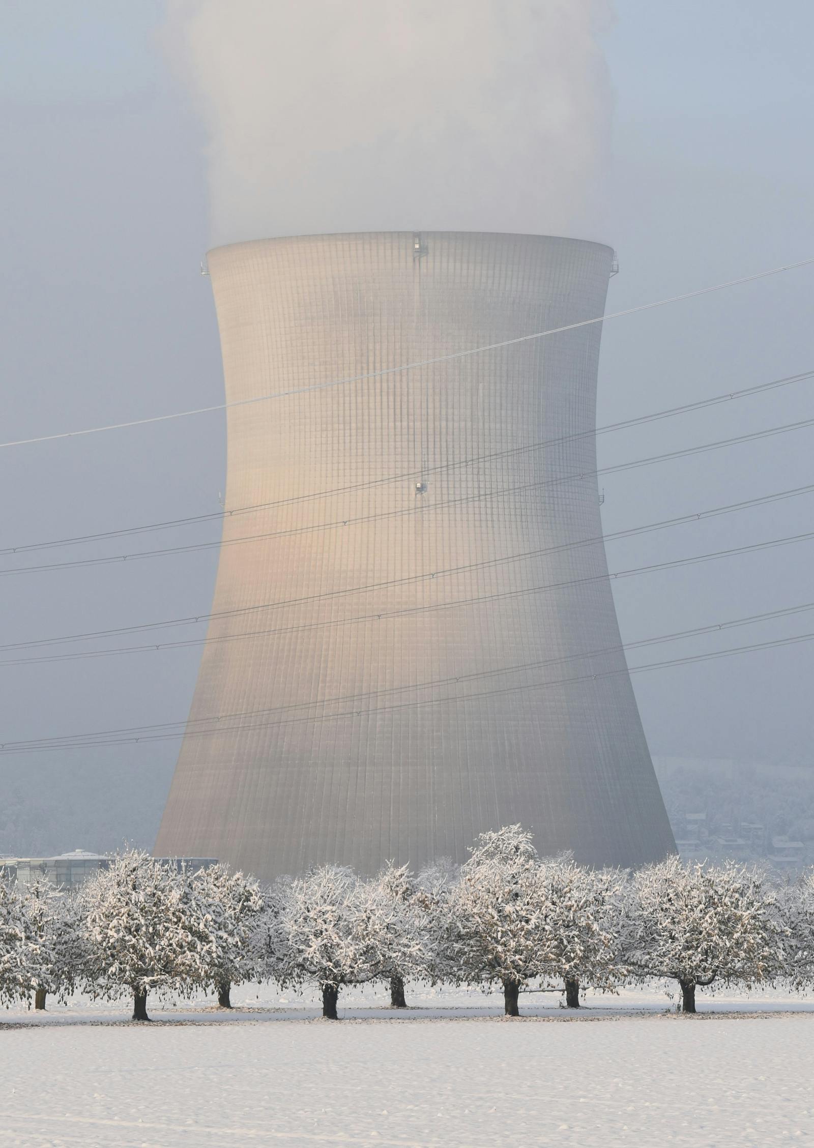 Nuclear Power Photos, Download The BEST Free Nuclear Power Stock Photos ...