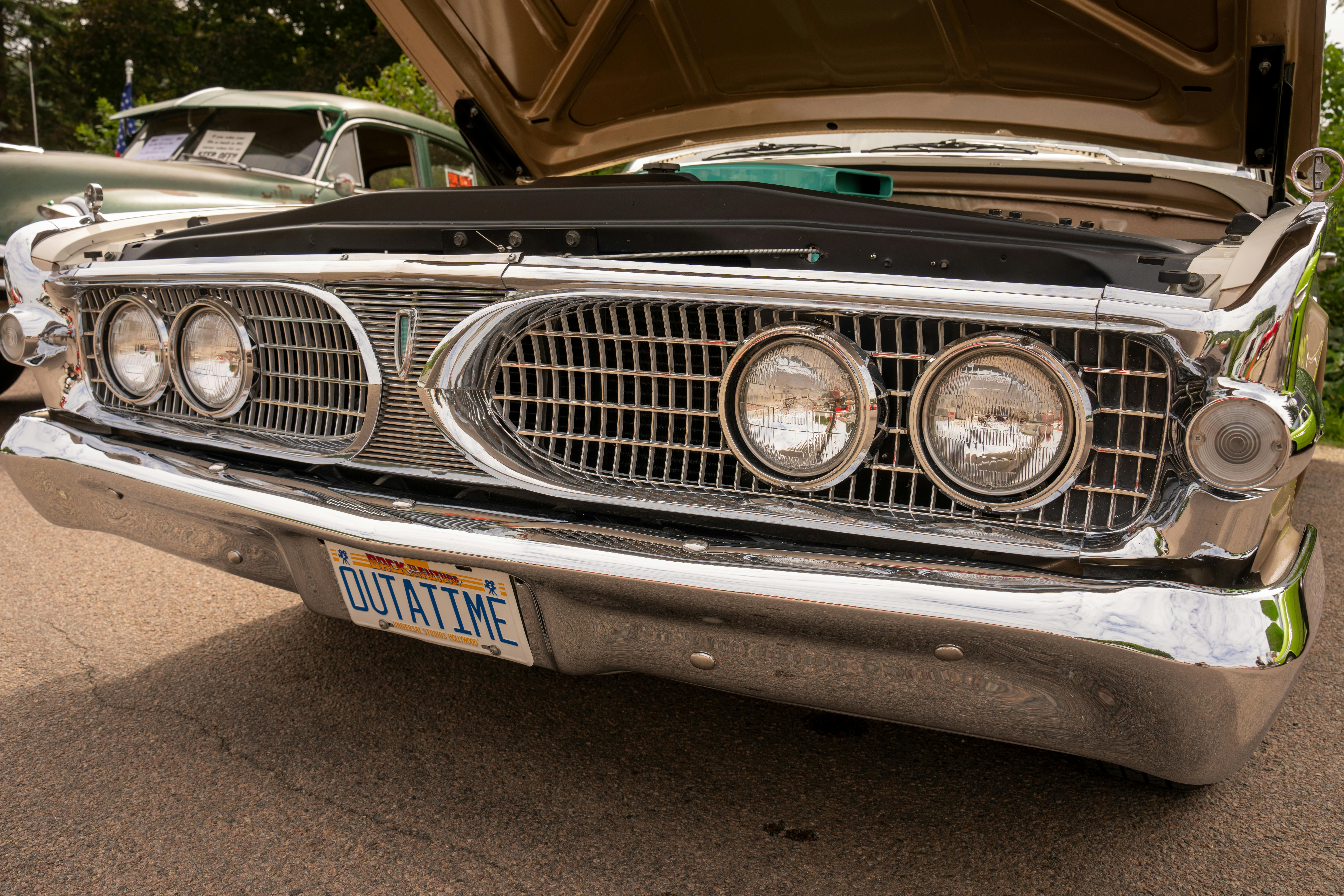 A car with a hood open · Free Stock Photo