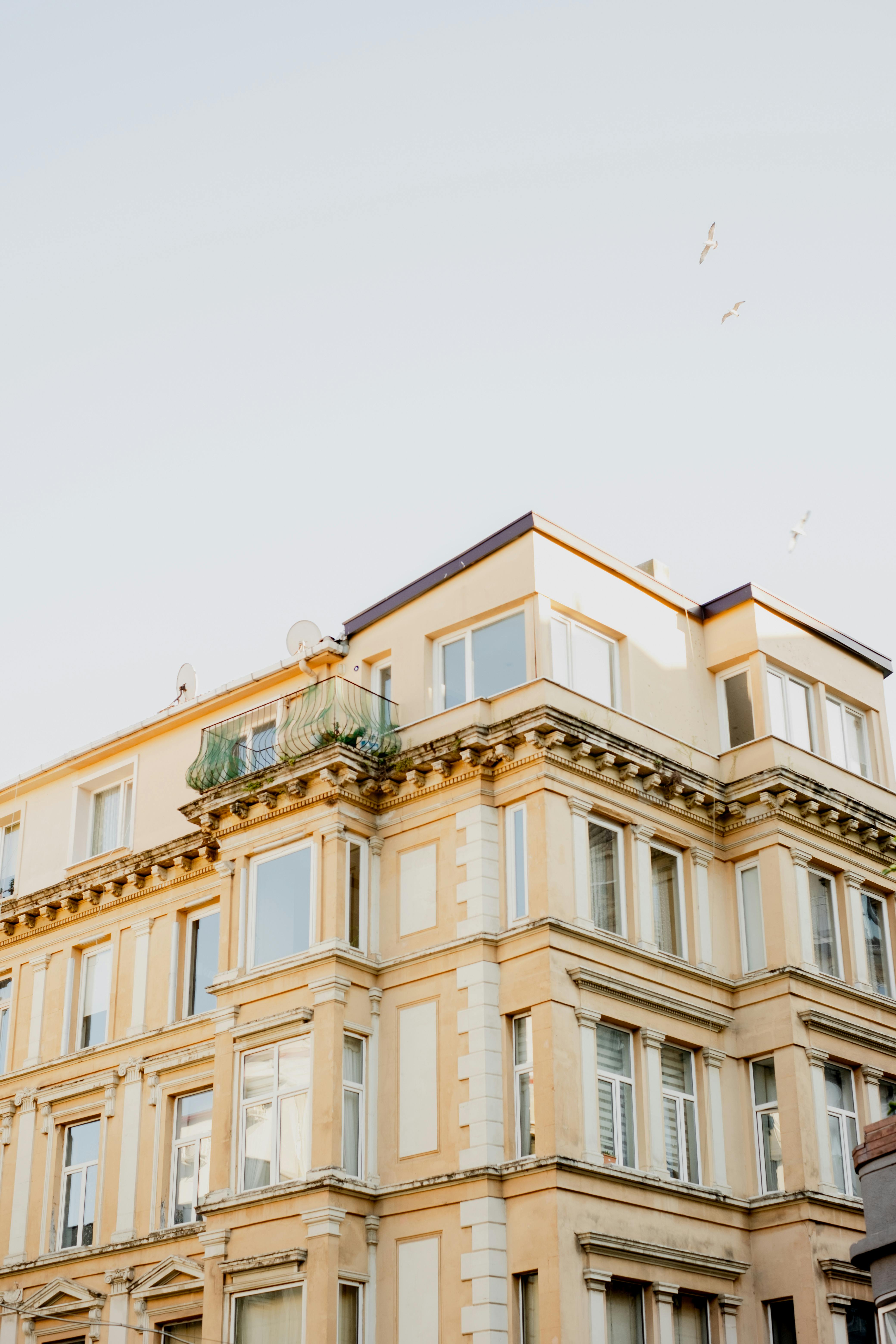 Corner of Residential Building · Free Stock Photo
