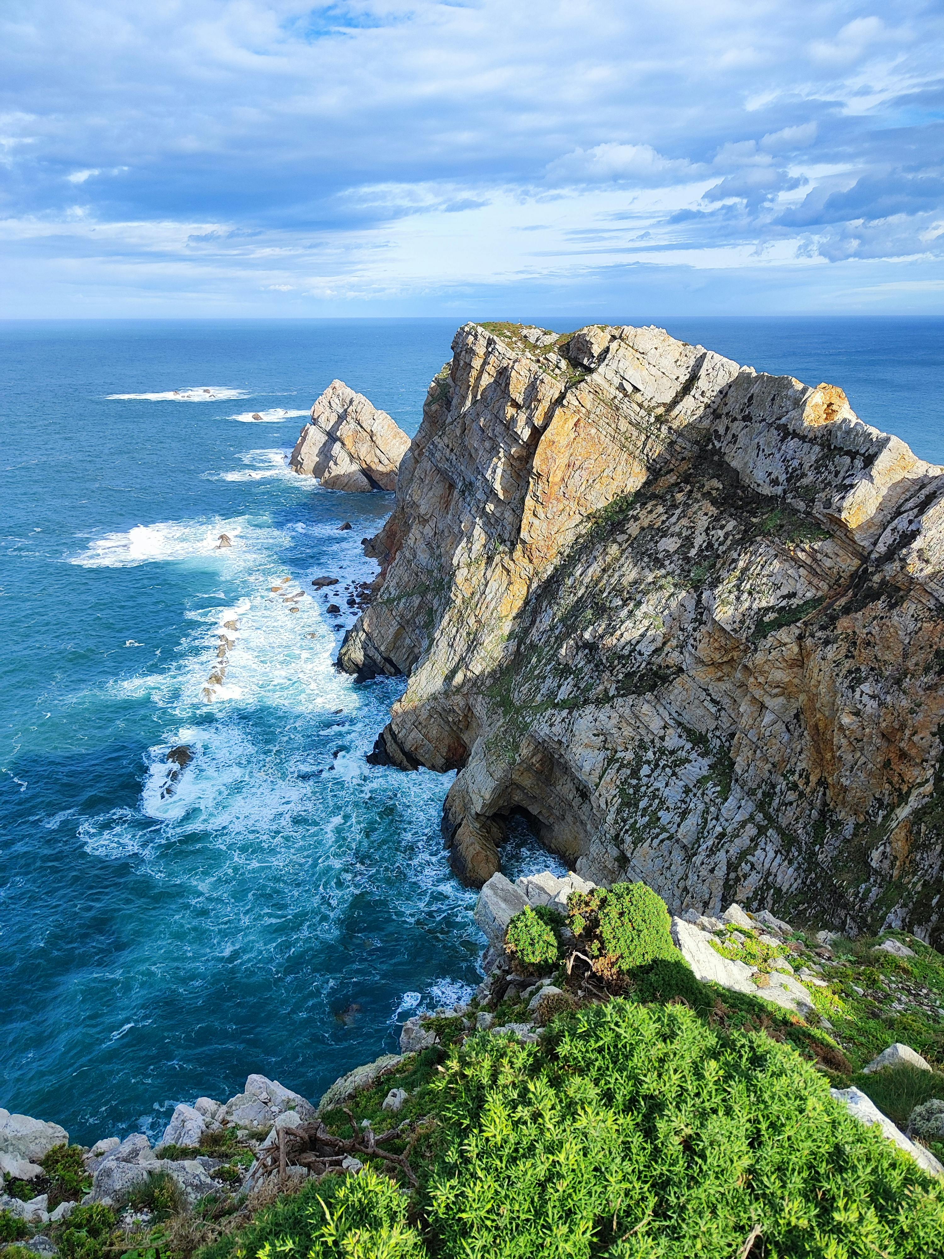 Tall Cliffs Photos, Download The BEST Free Tall Cliffs Stock Photos ...