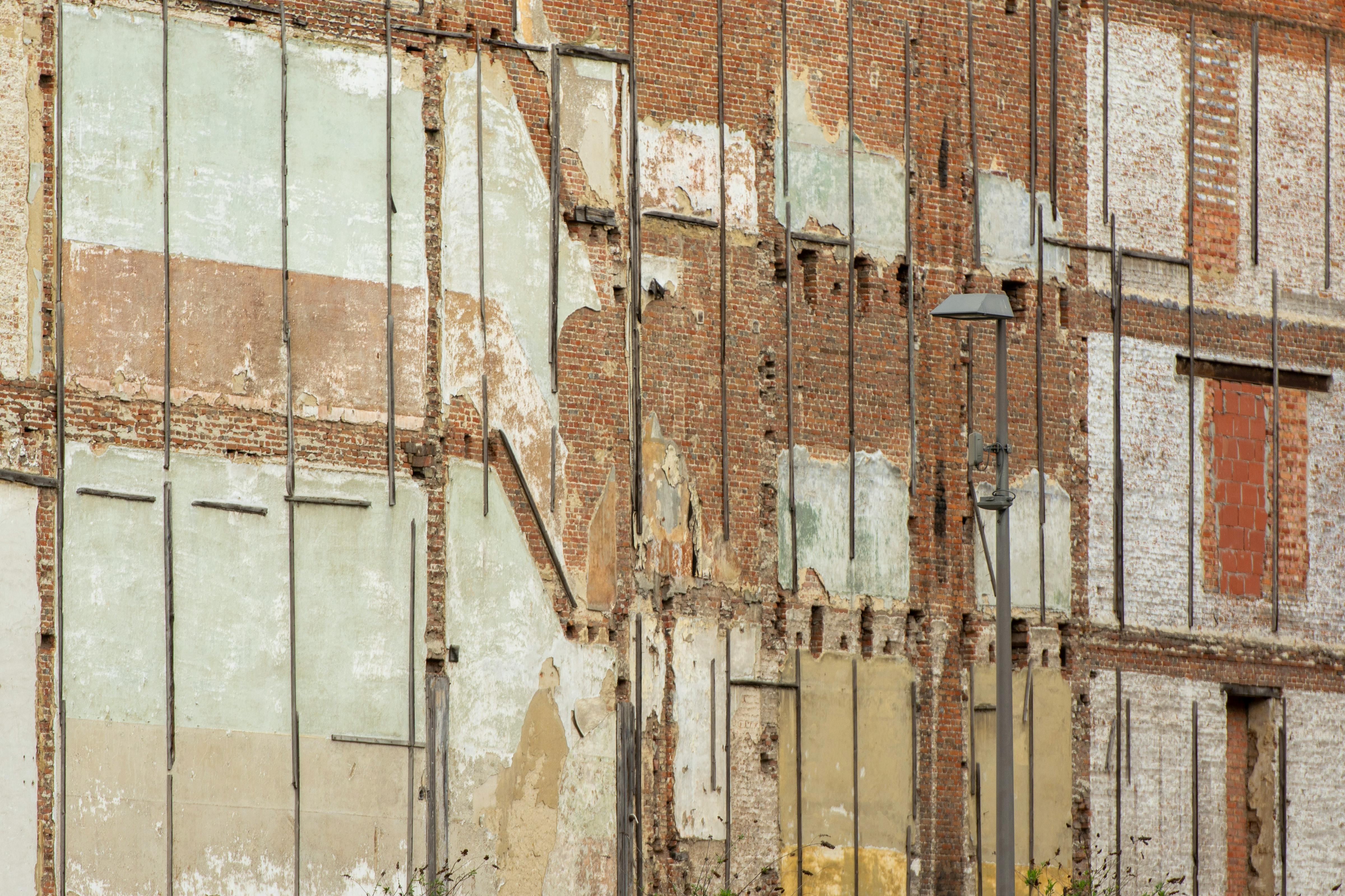 Wall of Abandoned Building · Free Stock Photo