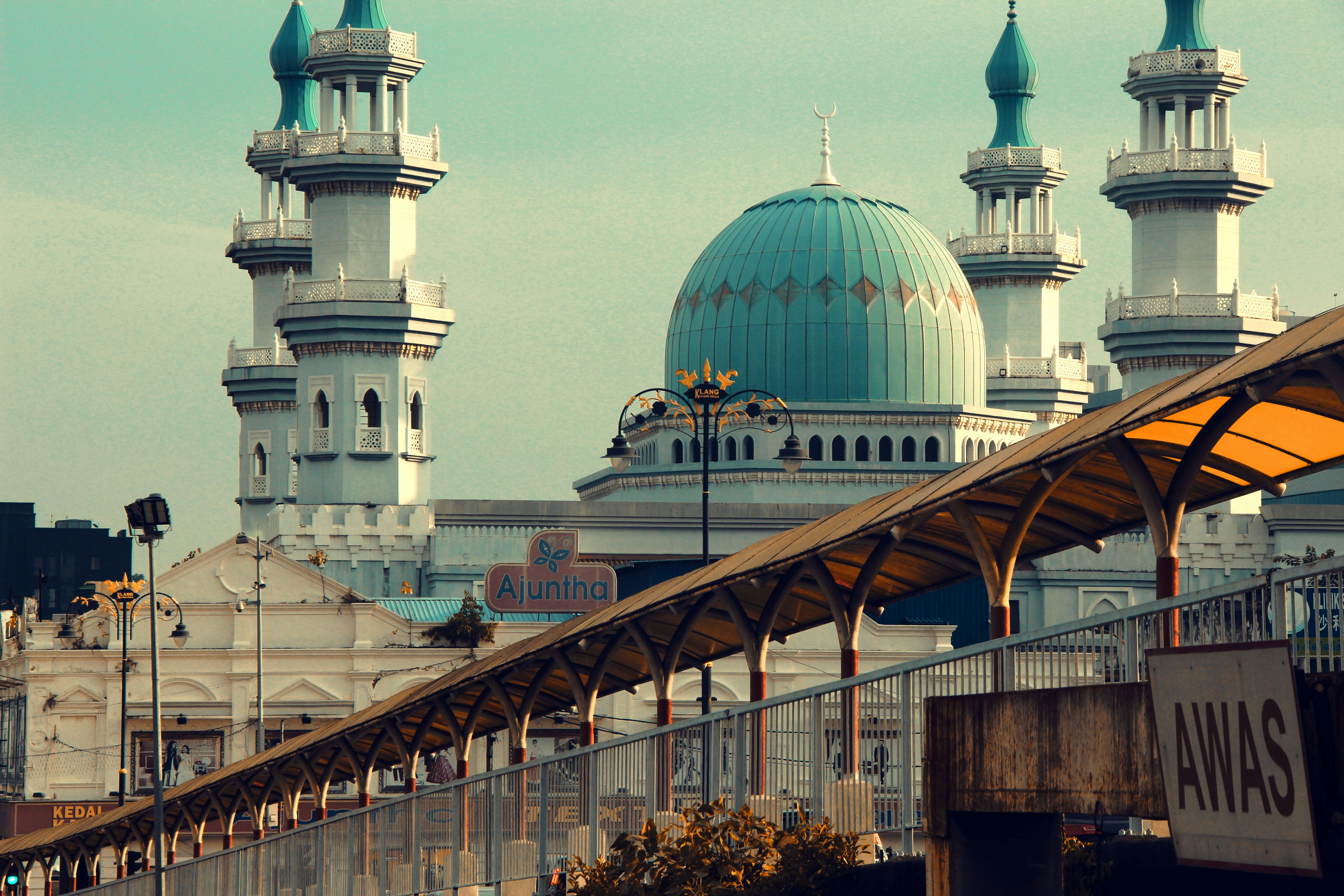 Mosque with Minarets in Malaysia · Free Stock Photo