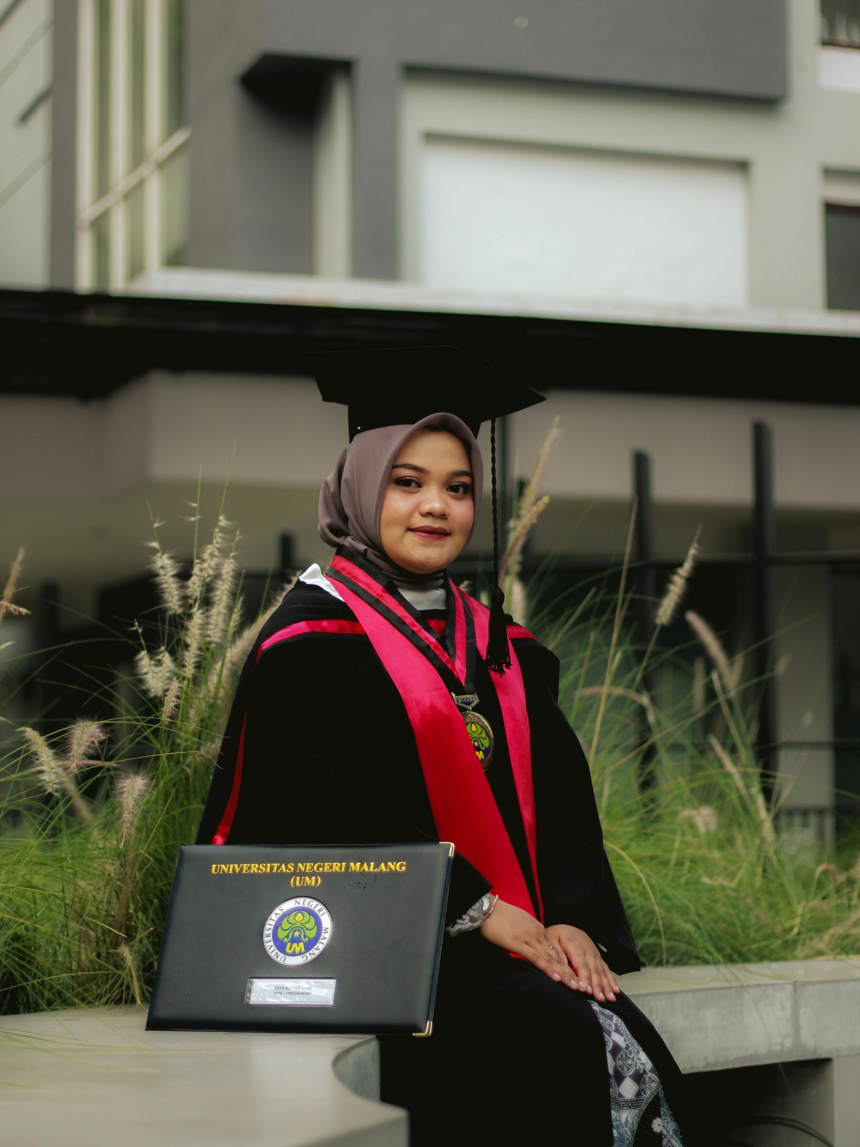 1 000+ Congratulations Wisuda banque d’images et photos libres de droit ...