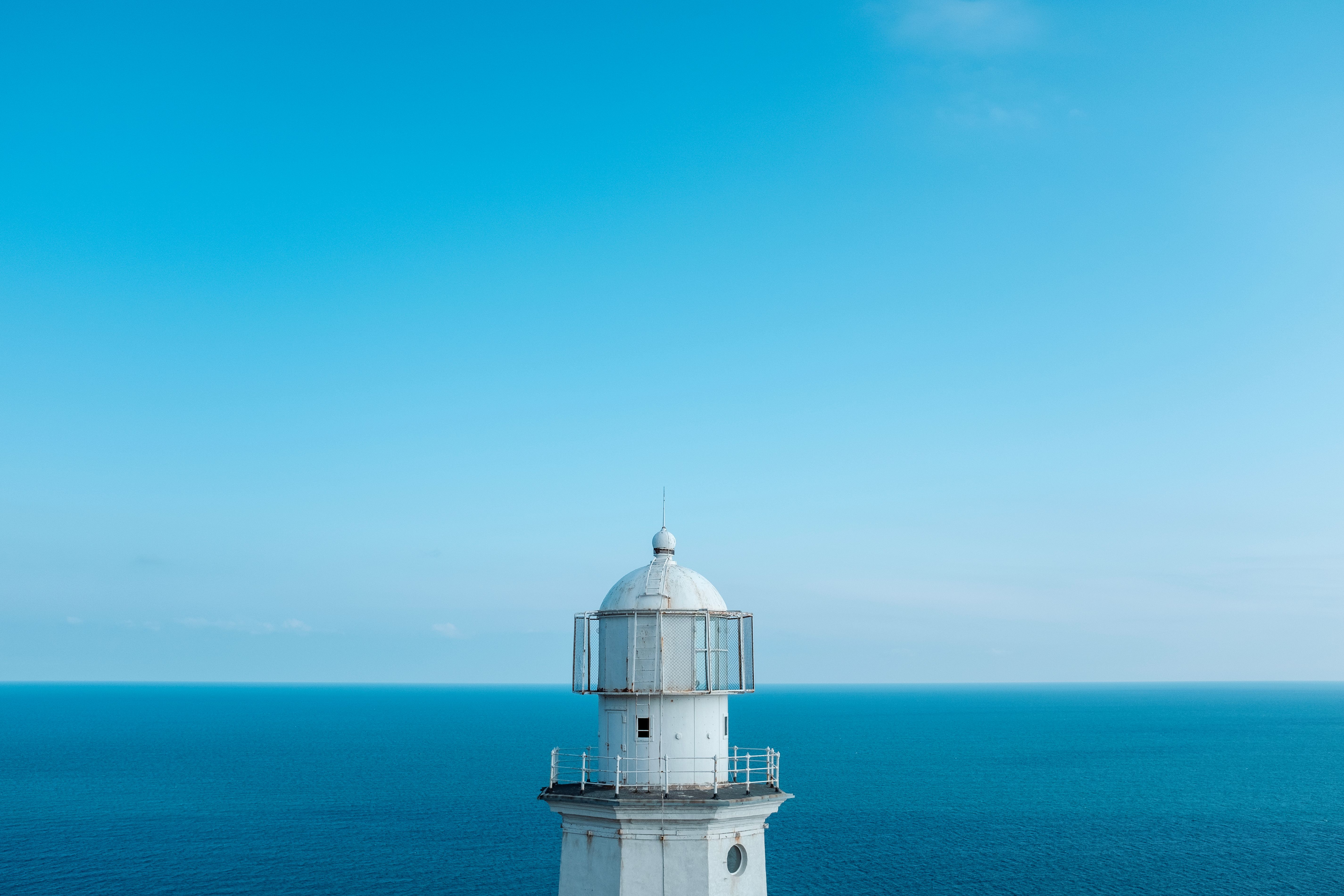 Foto de stock gratuita sobre faro, horizonte, mar azul, navegación ...