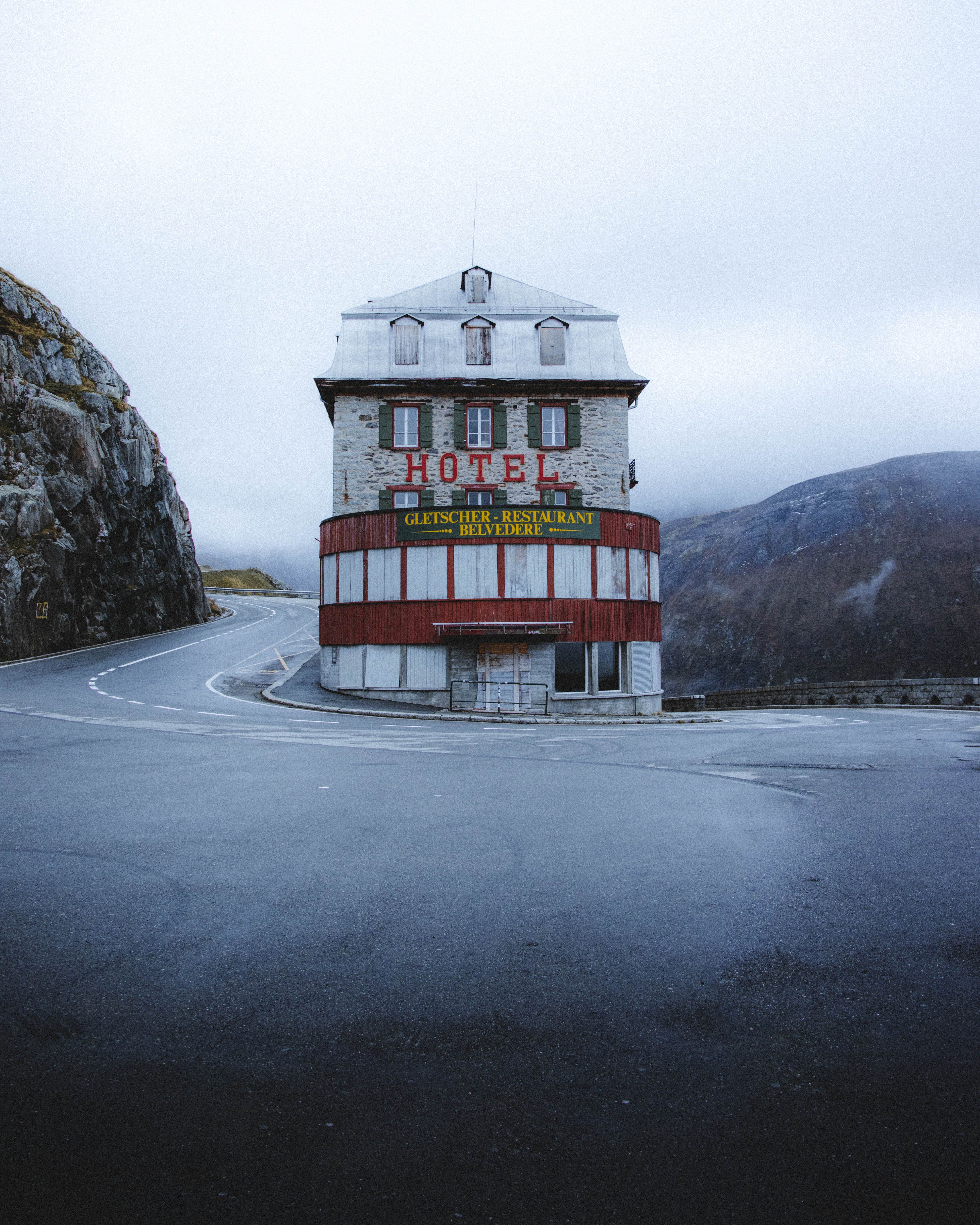 Hotel on Mountain Road Tour · Free Stock Photo