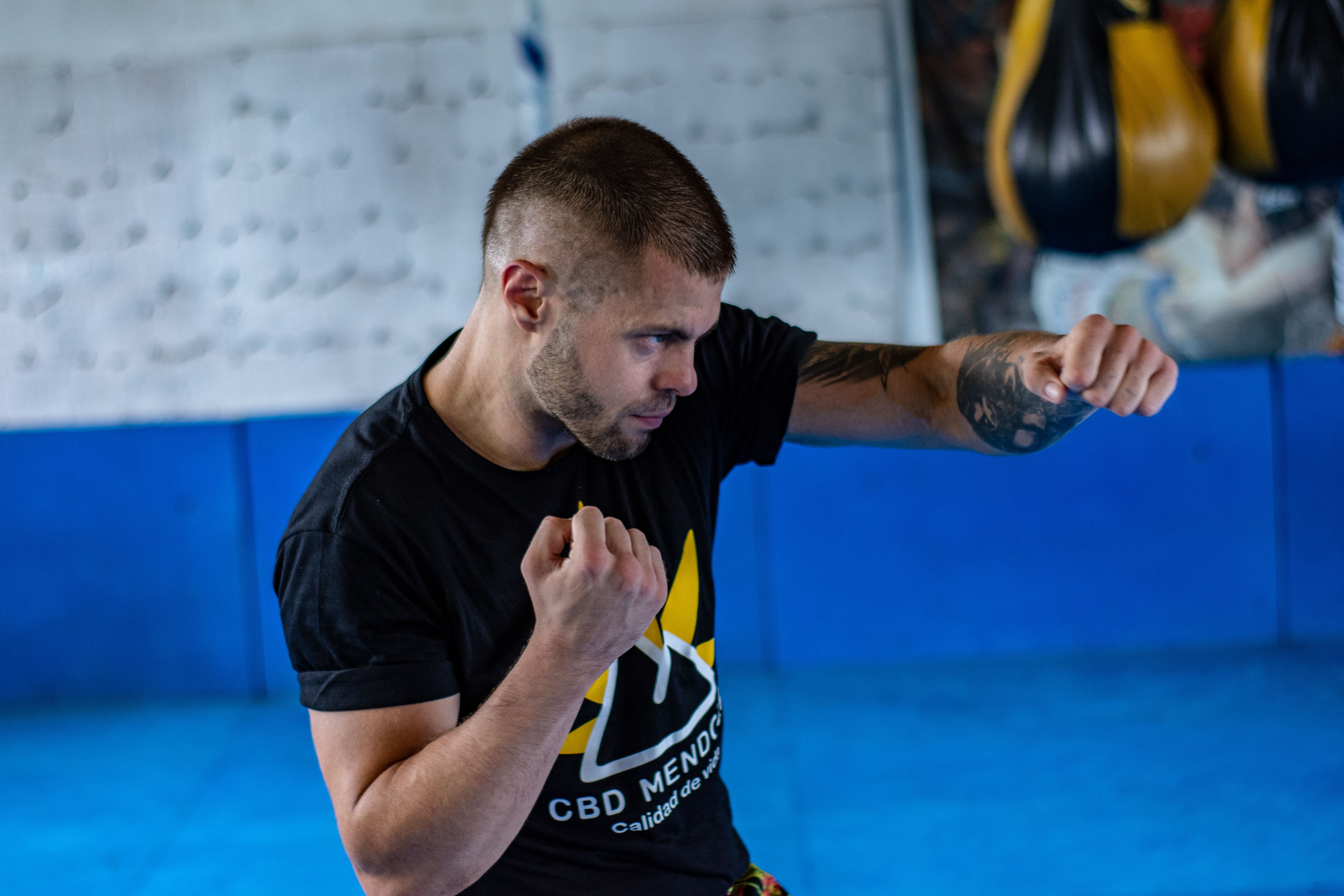 Man Shadowboxing at the Gym · Free Stock Photo