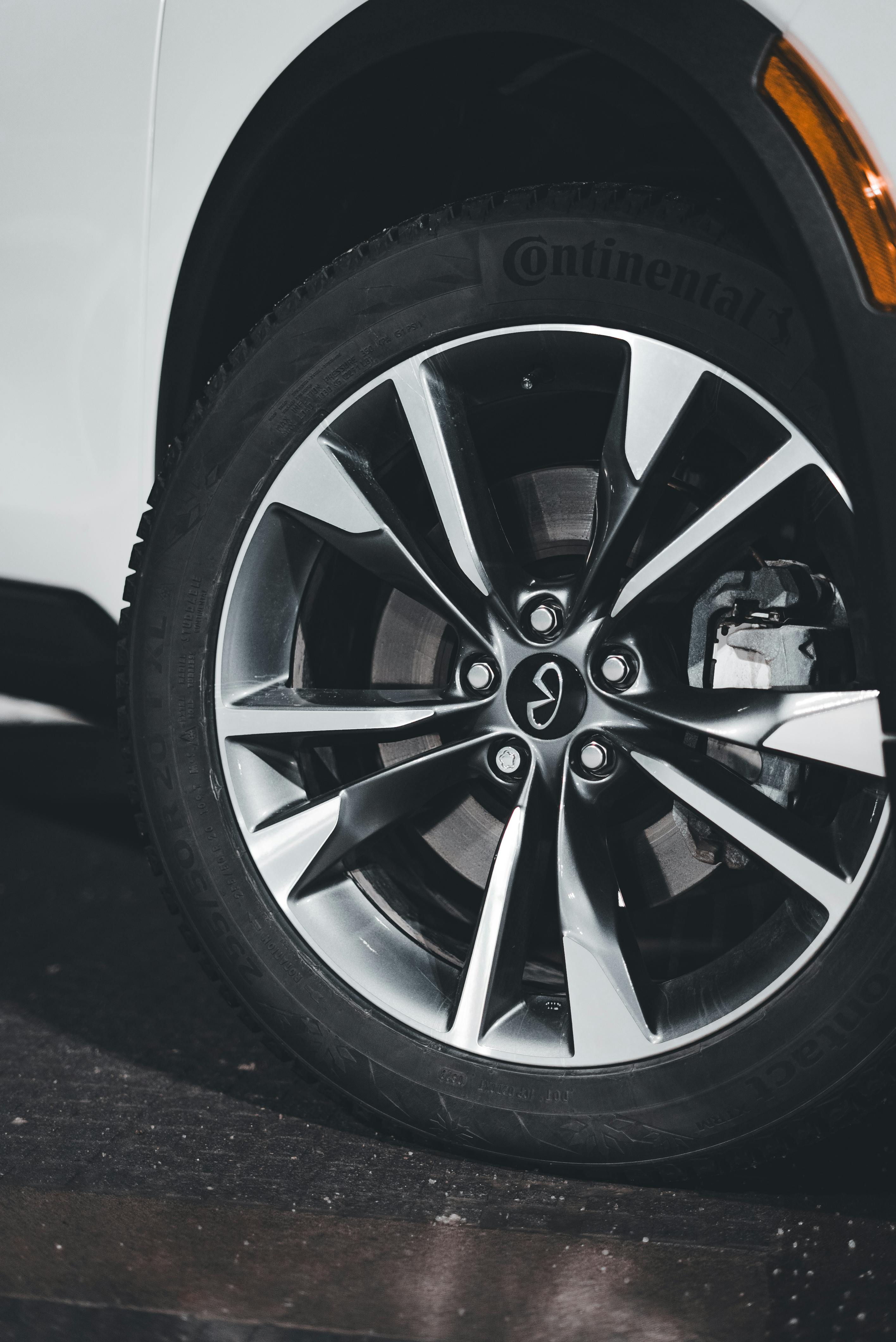 Infiniti QX60 SUV Wheel with Continental Tire · Free Stock Photo