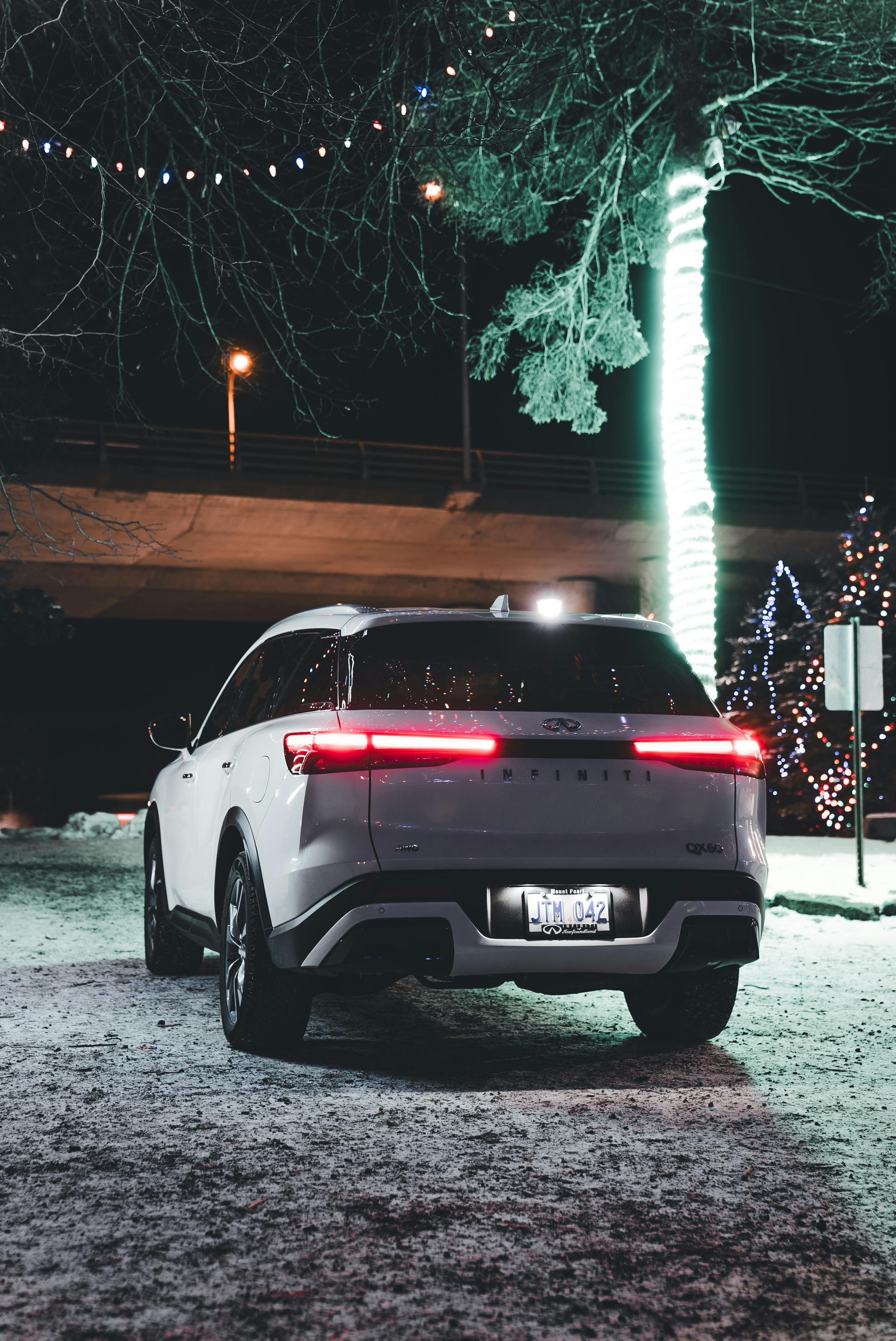 Back View of Infiniti QX60 at Night · Free Stock Photo