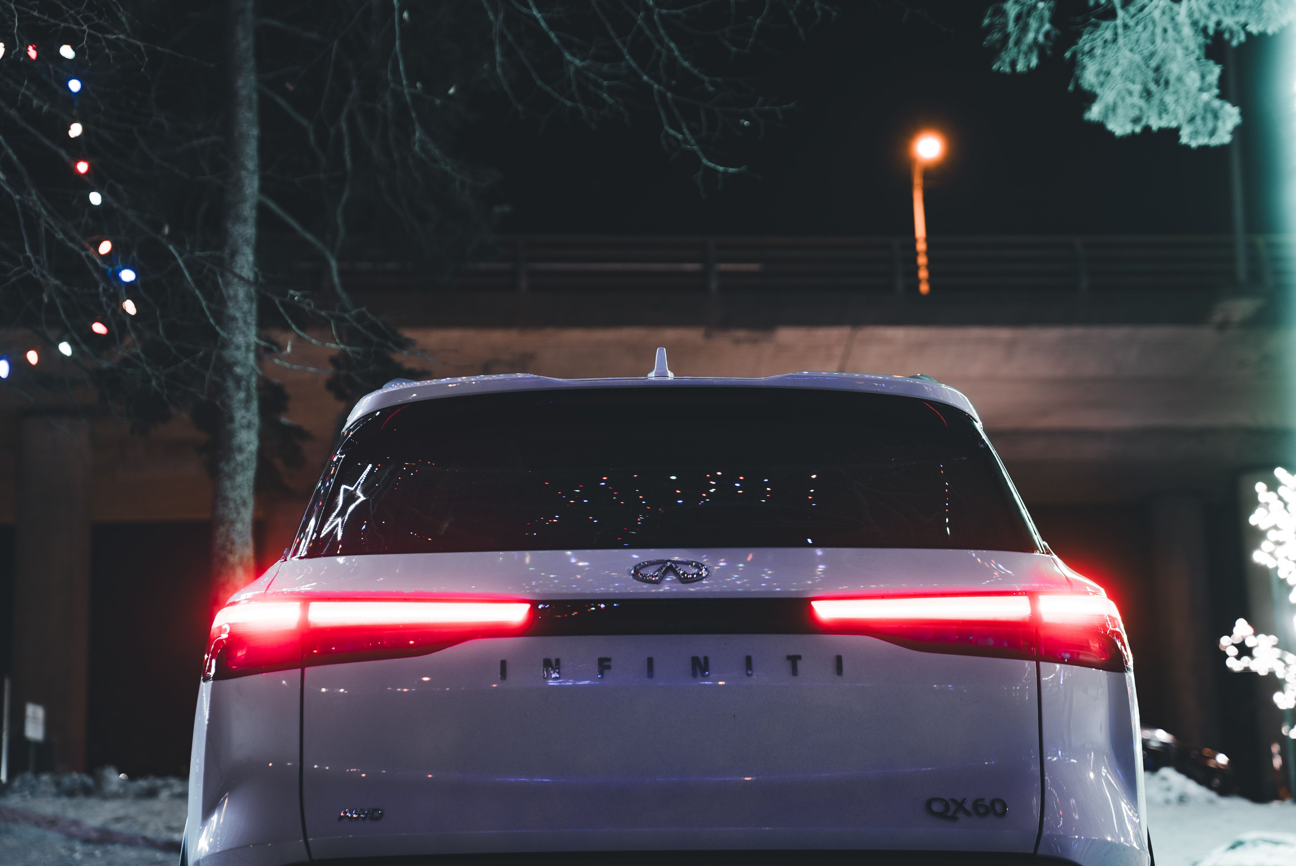 Back of a SUV Car · Free Stock Photo