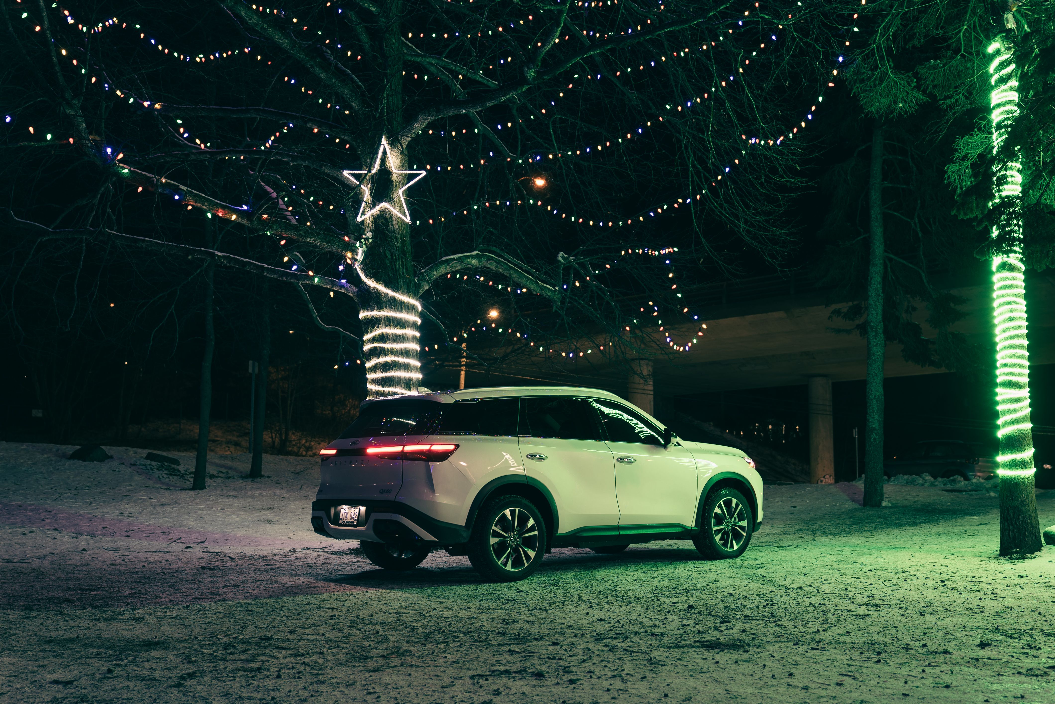 Infinity QX60 by Christmas Lights on Tree · Free Stock Photo