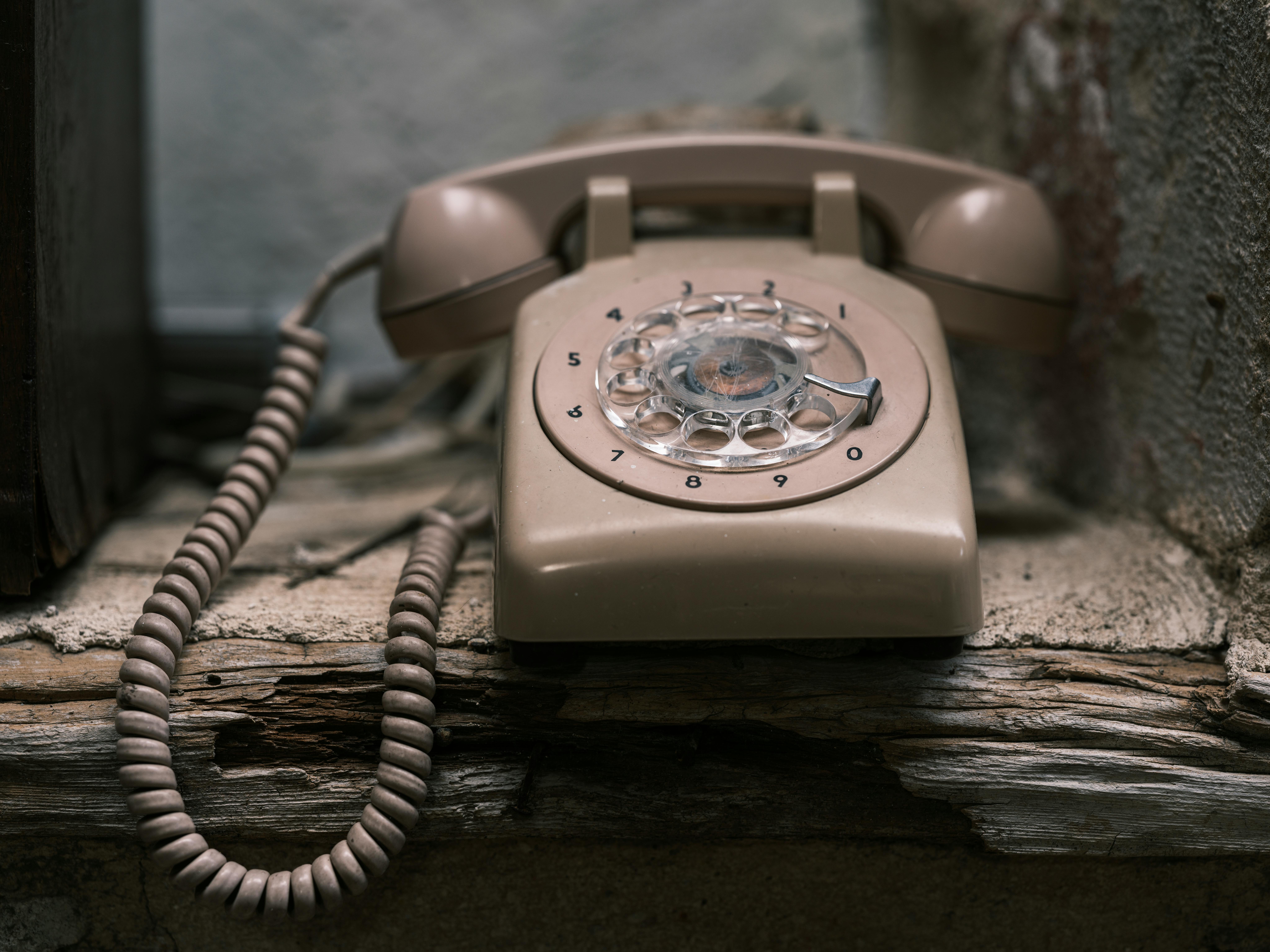 Gray Rotary Telephone · Free Stock Photo