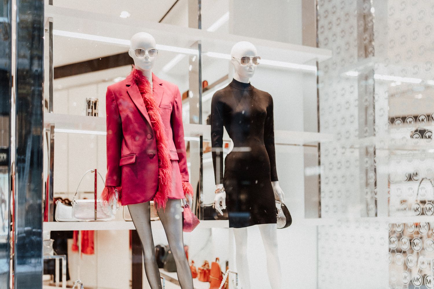 Fashion Visual Merchandising Photos, Download The BEST Free Fashion ...