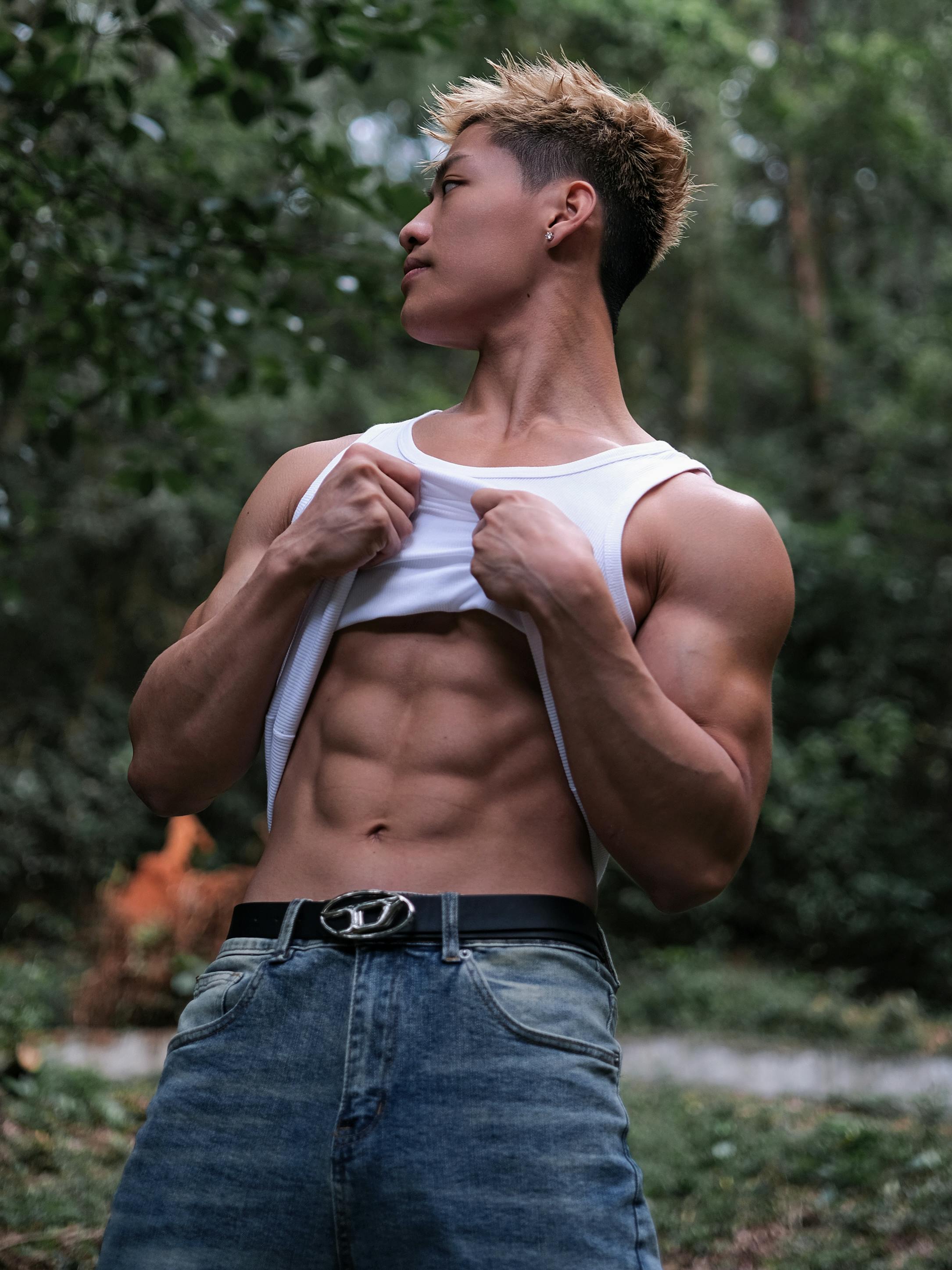 Muscular Photos, Download The BEST Free Muscular Stock Photos & HD Images