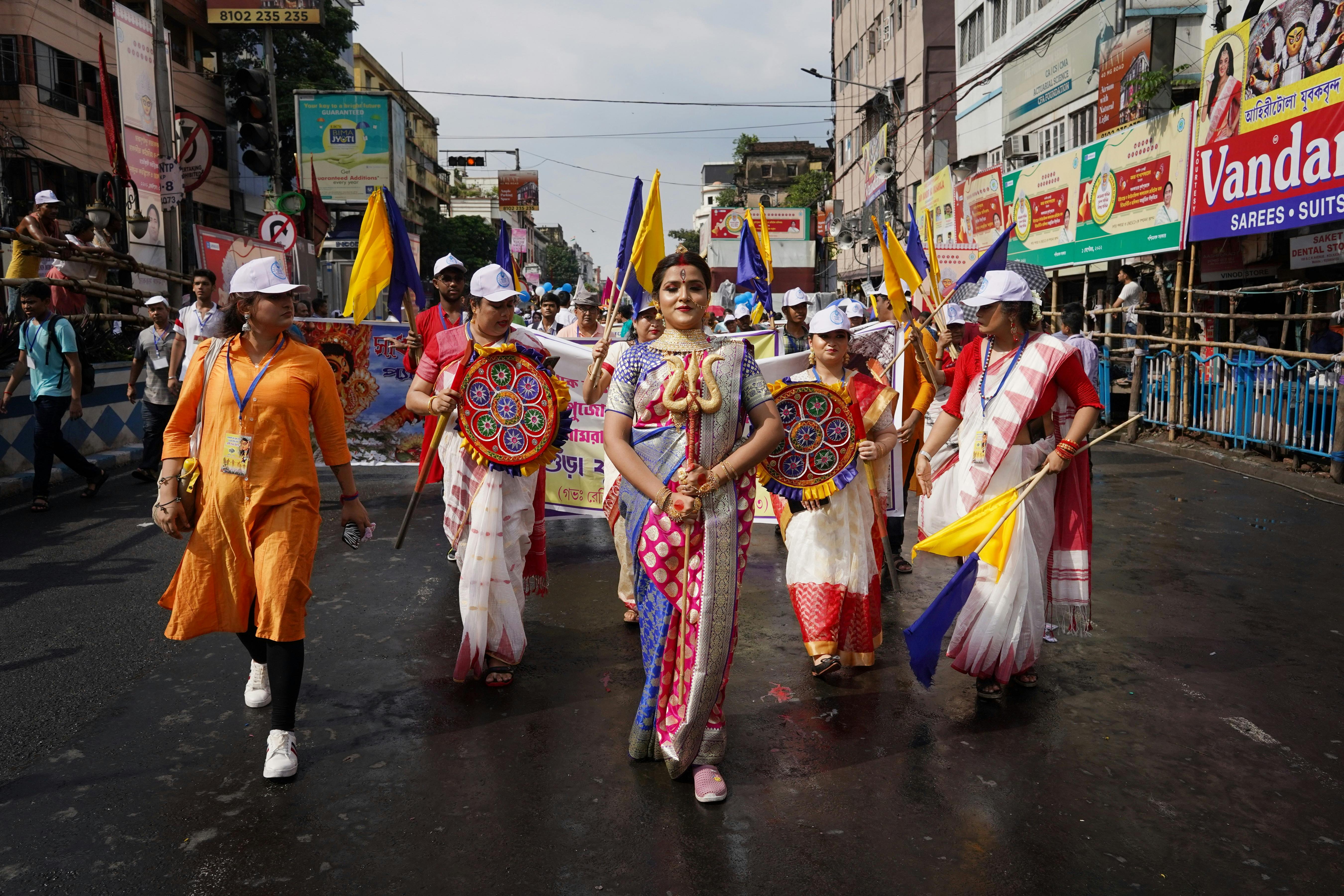 People on a Street Parade in India · Free Stock Photo