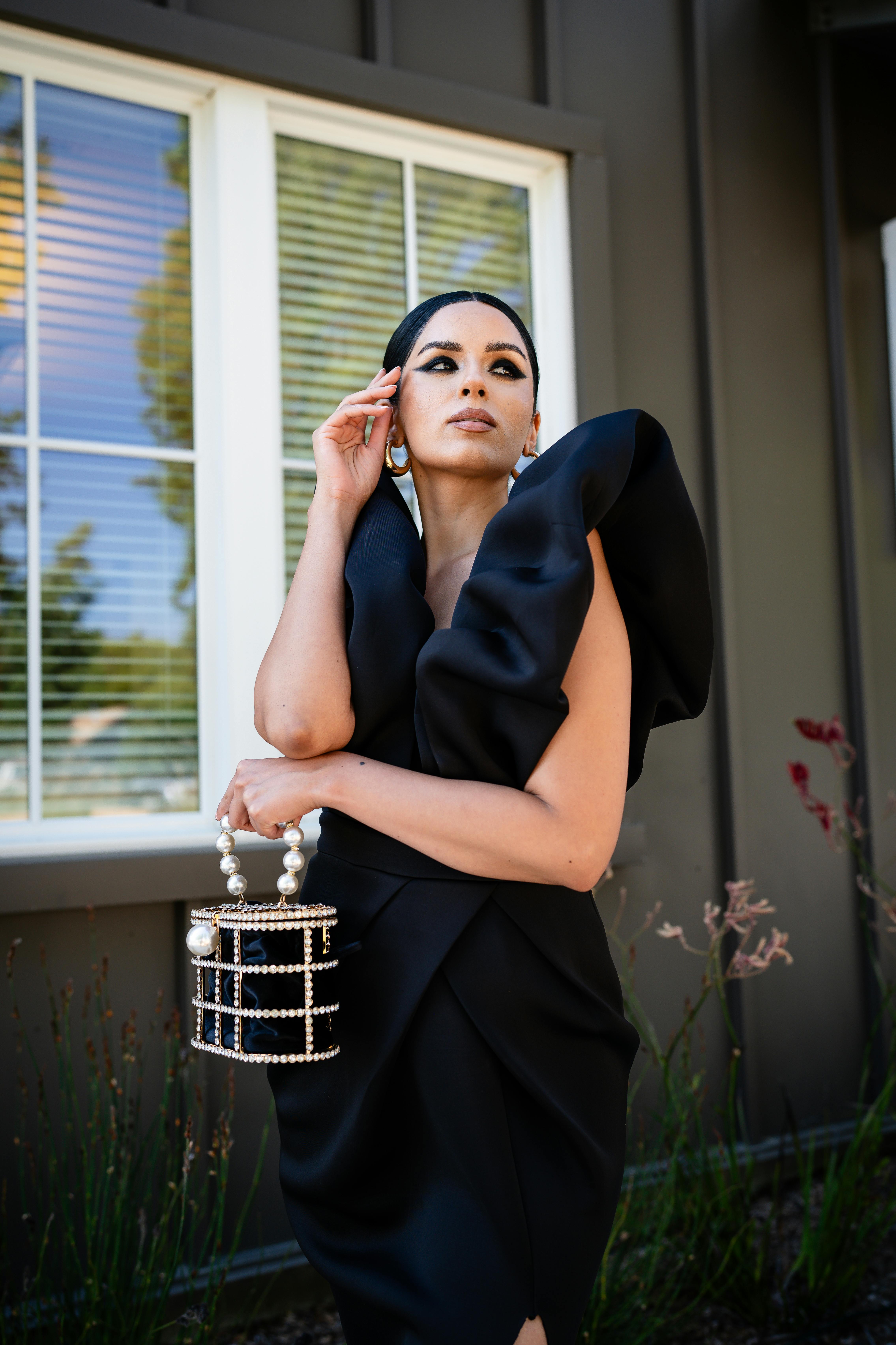 Black Women With Purse Model Photos, Download The BEST Free Black Women ...