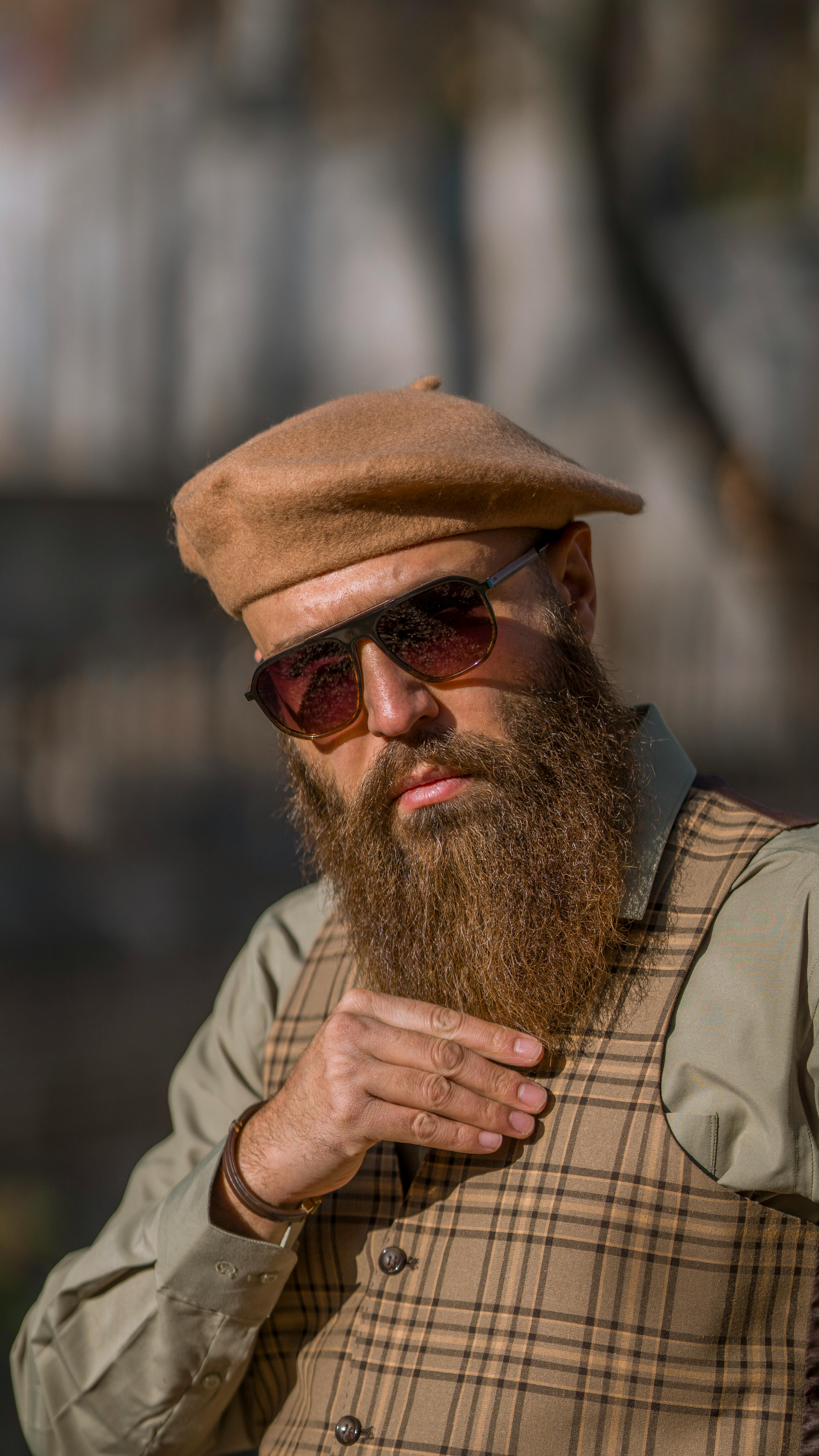 Tan Gabardine Suit And A Straw Hat Photos, Download The BEST Free Tan ...