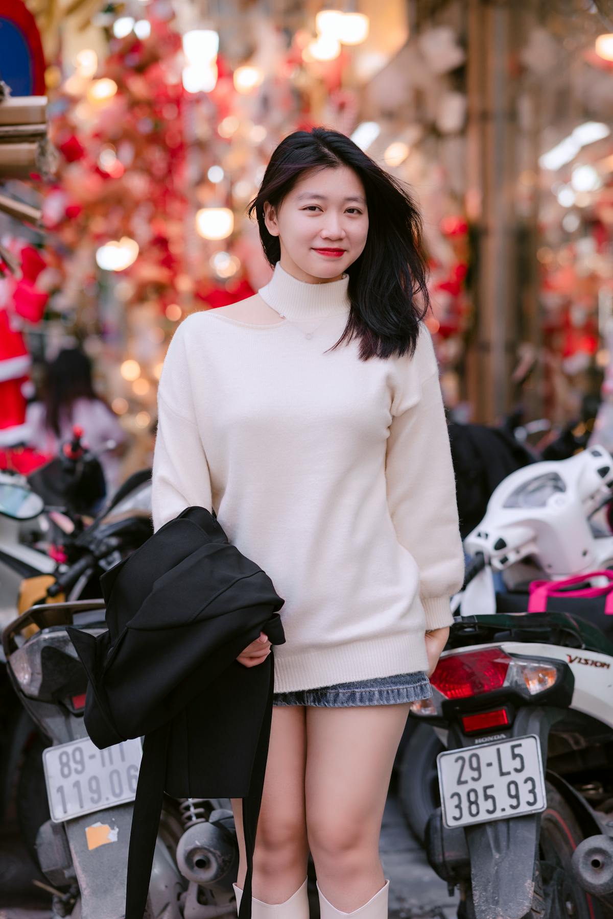 Crewneck Sweater Photos, Download The BEST Free Crewneck Sweater Stock ...