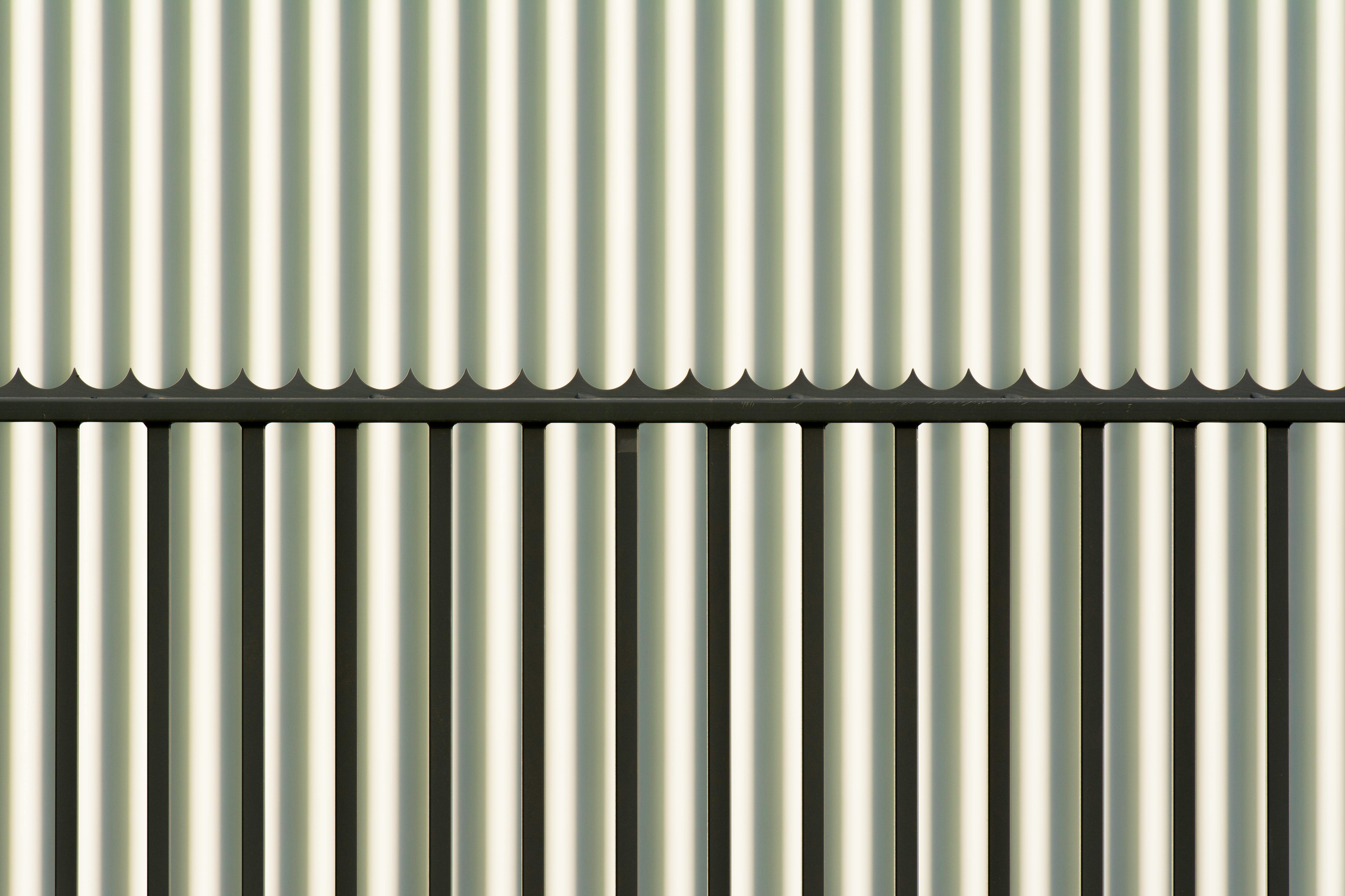 Modern Metalic Wall · Free Stock Photo