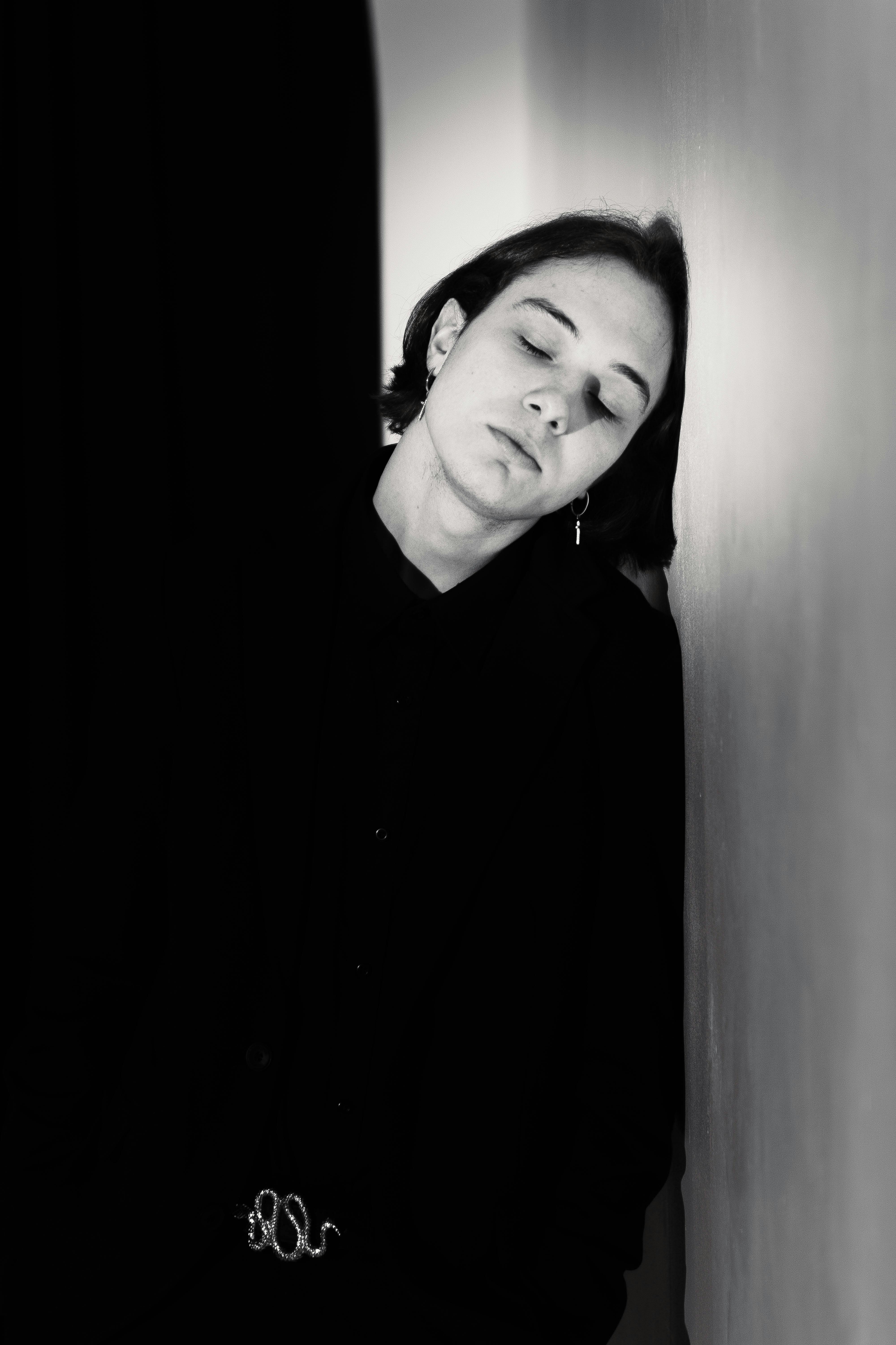 Leanning Photos, Download The BEST Free Leanning Stock Photos & HD Images