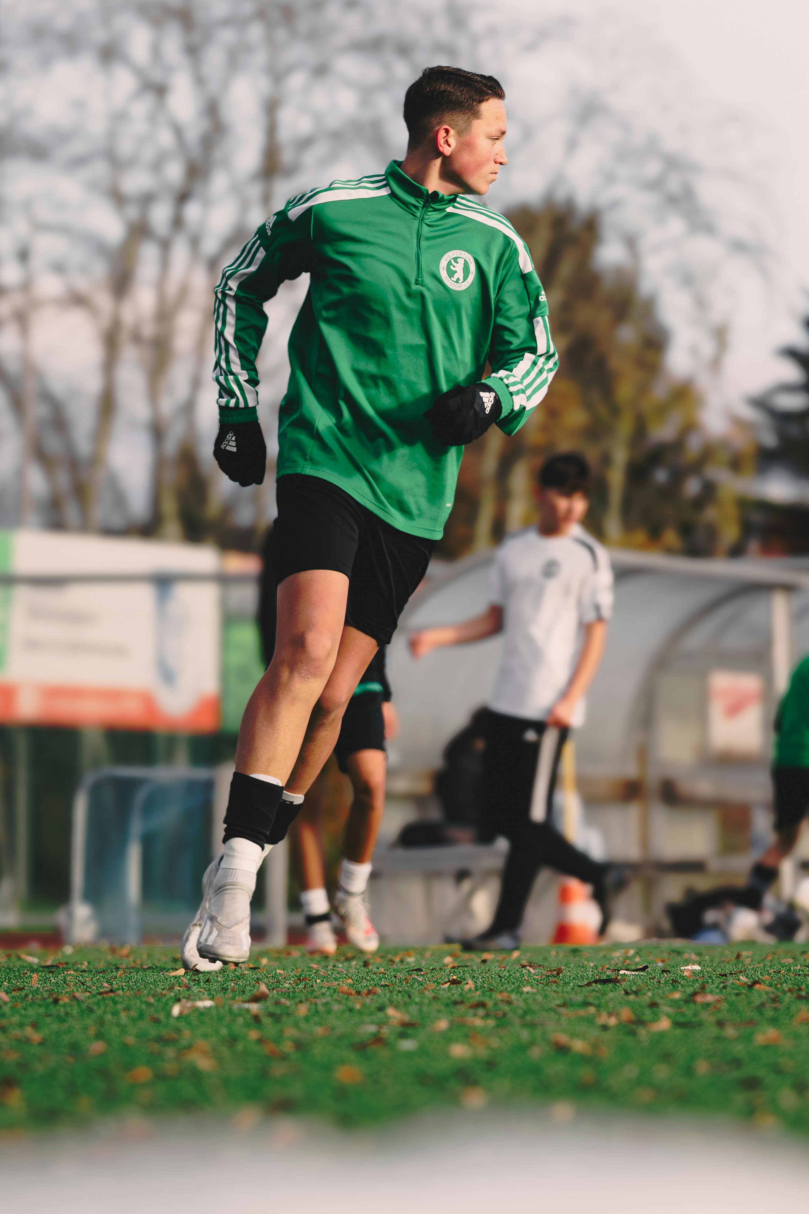 Soccer Player Wallpaper Photos, Download The BEST Free Soccer Player ...