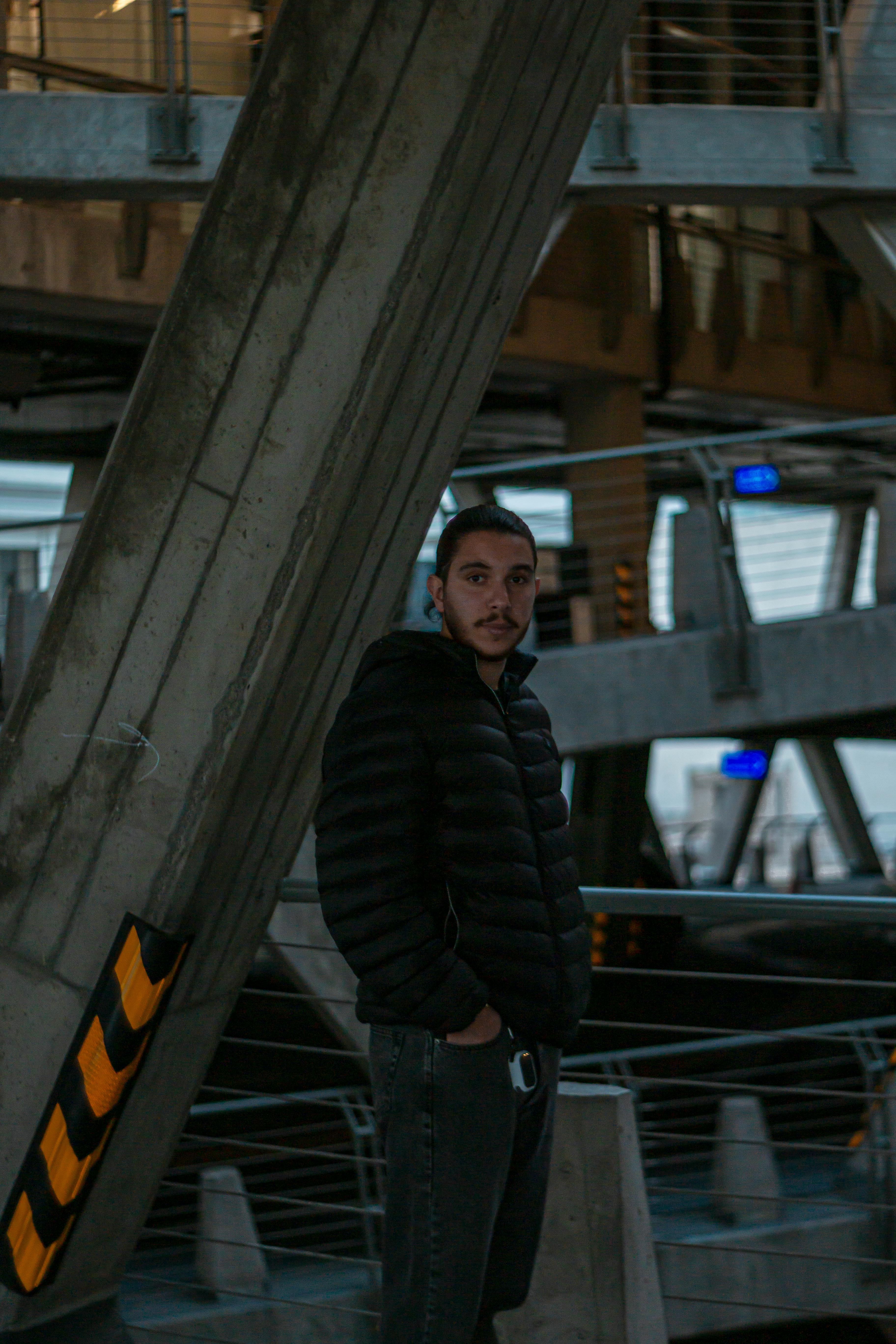 Man Standing With Pillar Photos, Download The BEST Free Man Standing ...