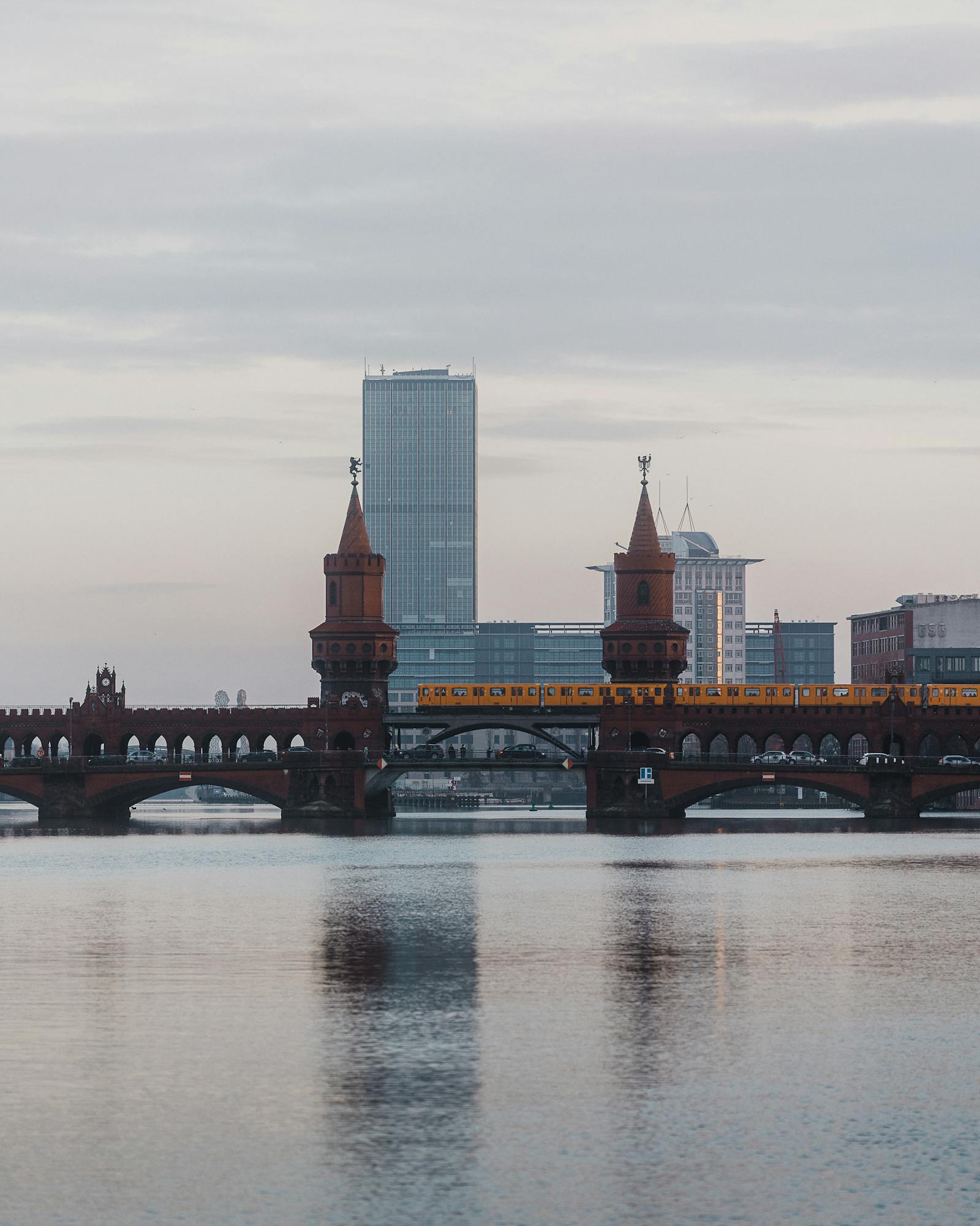 9.000+ Berlin Spree Bilder und Fotos · Kostenlos Downloaden · Pexels ...