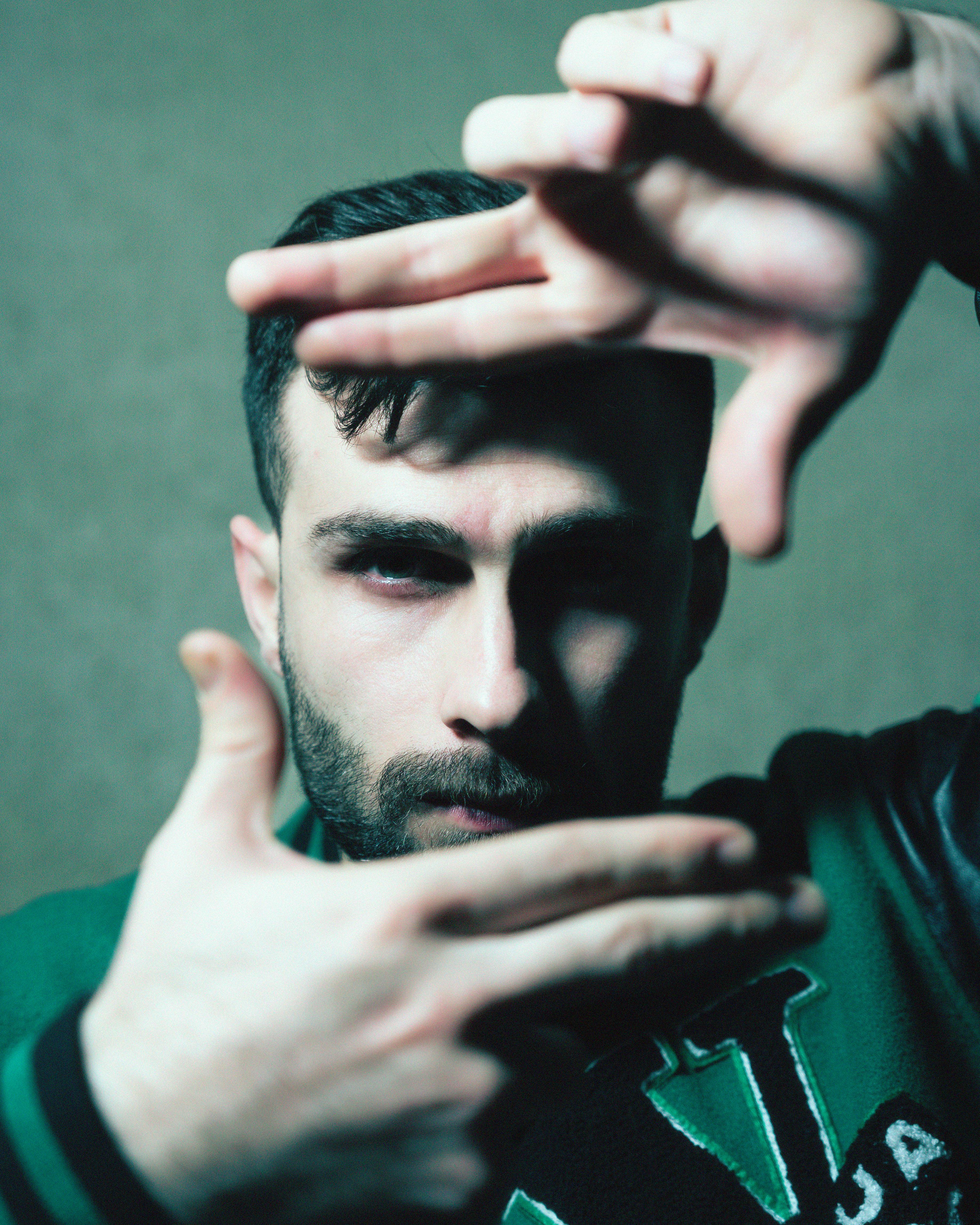 Visual Of A Character's Determined Expression Photos, Download The BEST ...