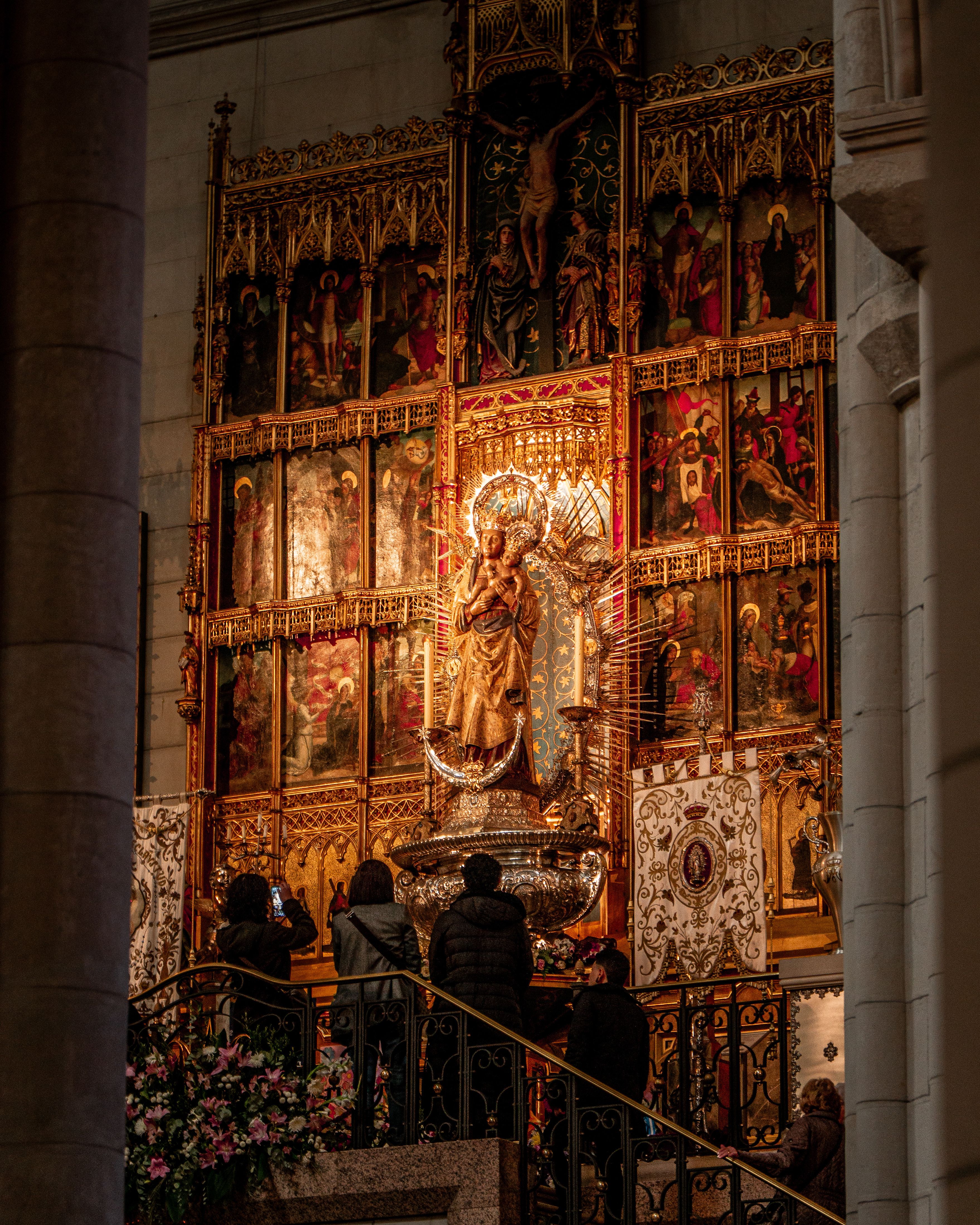 Foto de stock gratuita sobre adentro, adorar, altar, antiguo ...