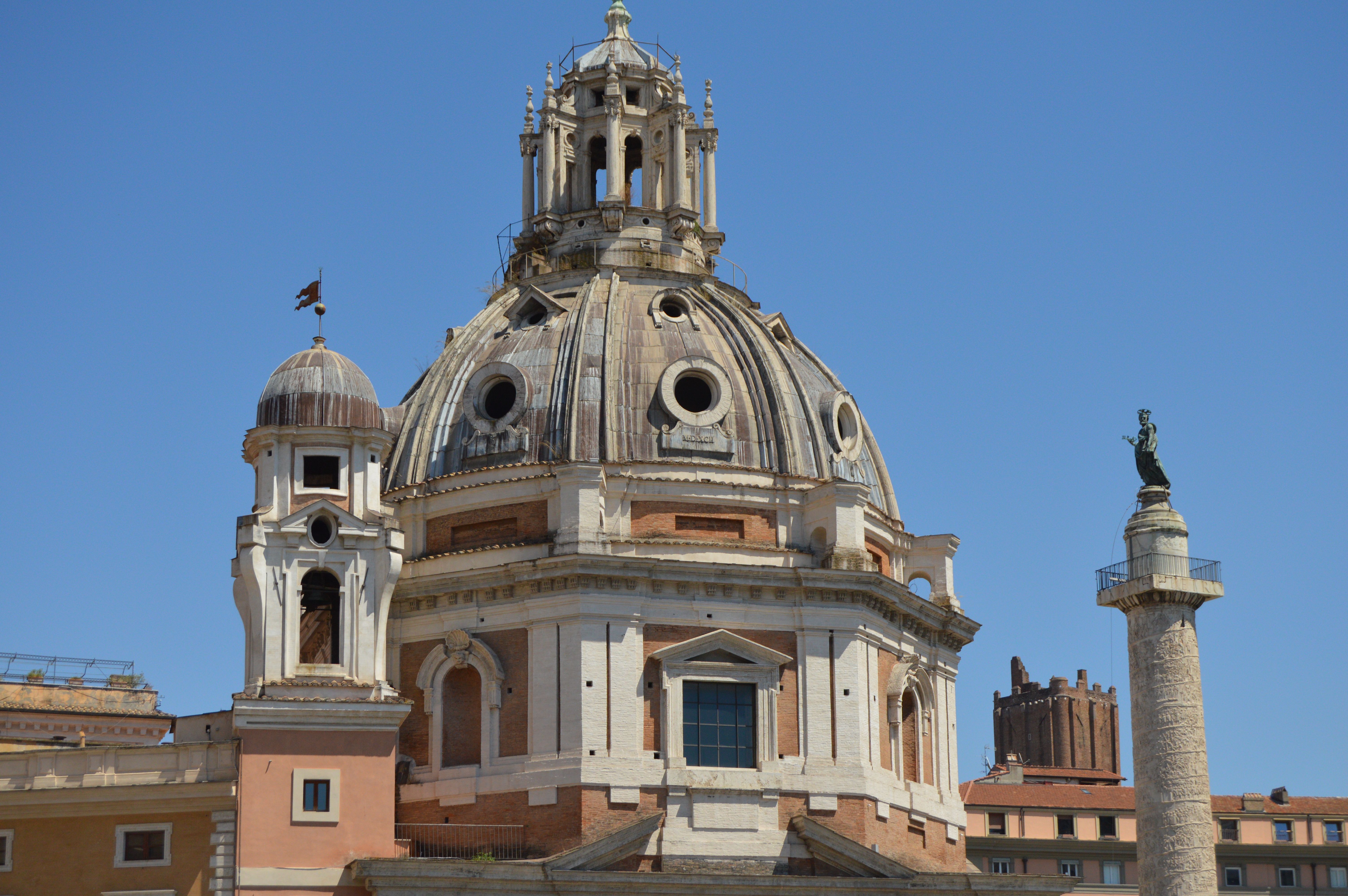 Dome Rooftop of Classic Building · Free Stock Photo
