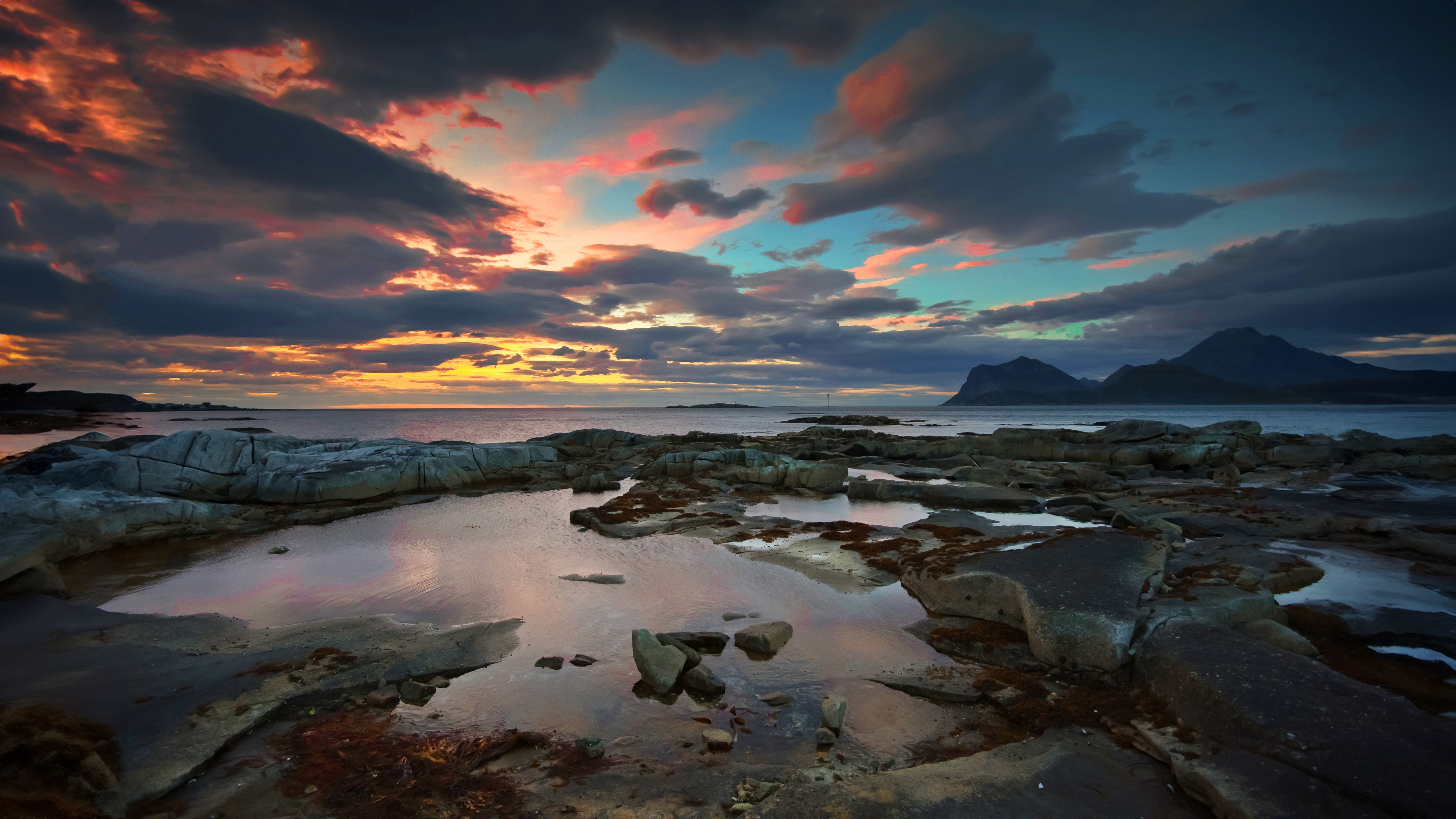 Calm and peaceful sunset · Free Stock Photo