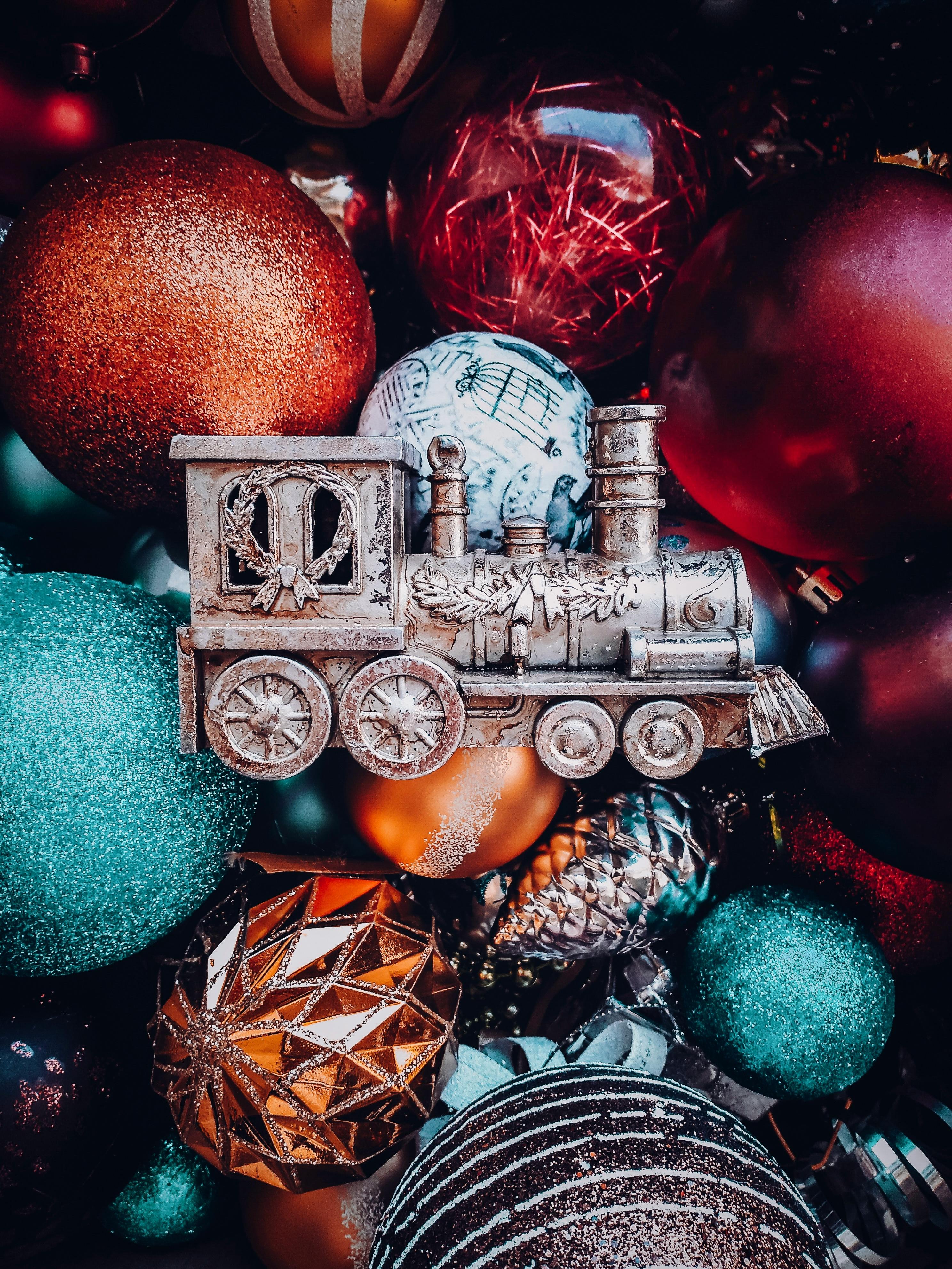 Gray Bauble · Free Stock Photo