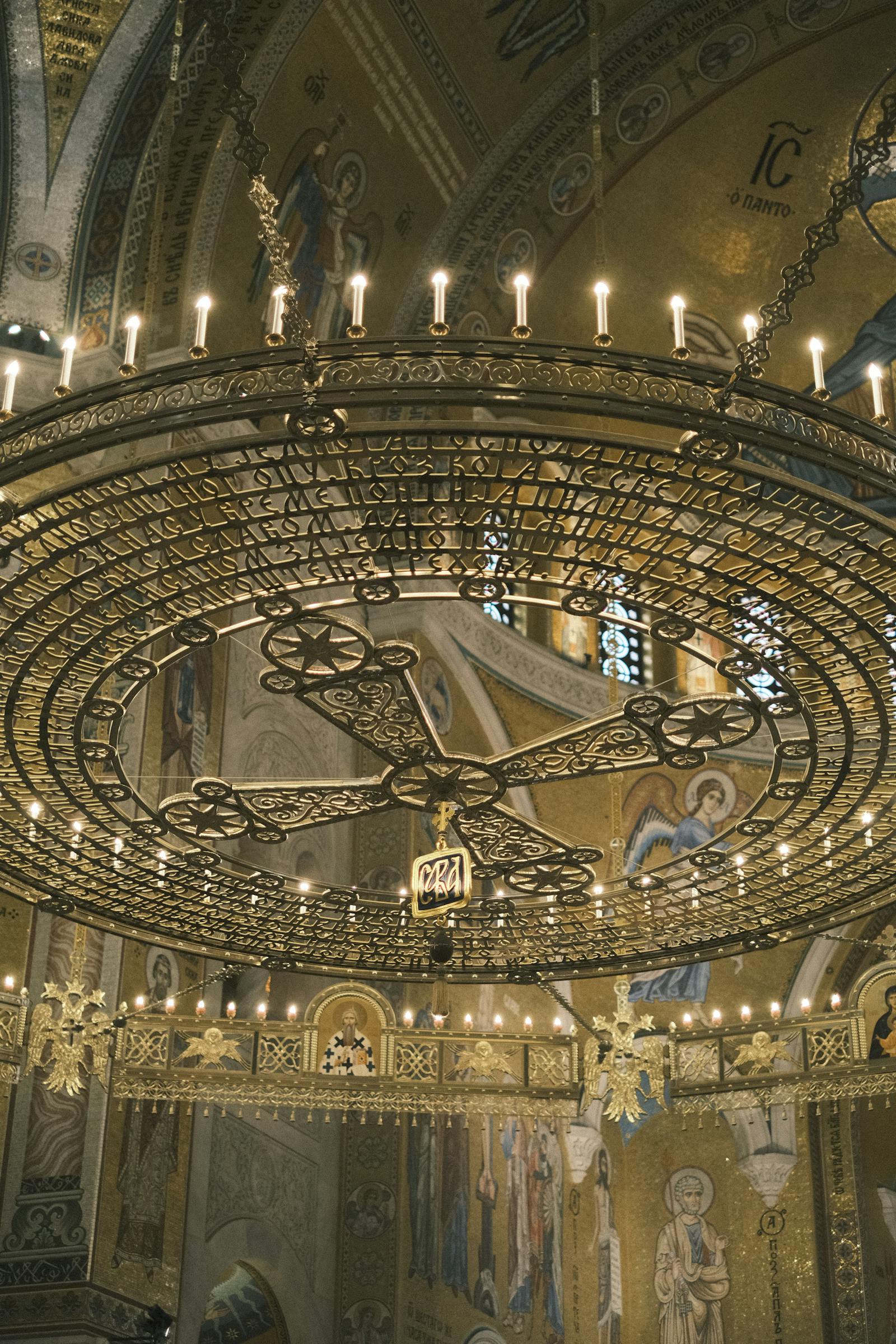 Golden Ceiling Photos, Download The BEST Free Golden Ceiling Stock ...