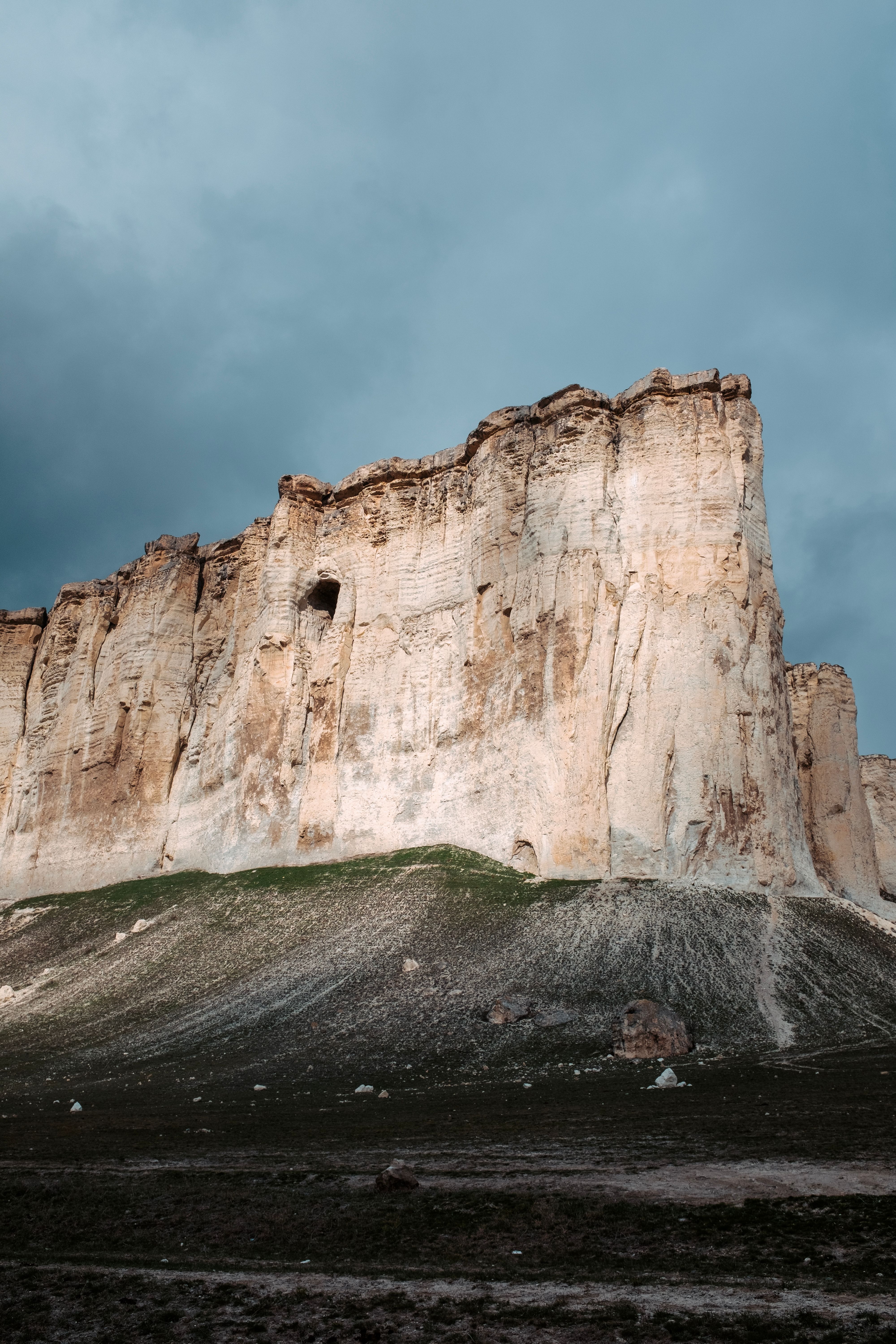 Landscape with a Cliff against the Sky in Overcast · Free Stock Photo