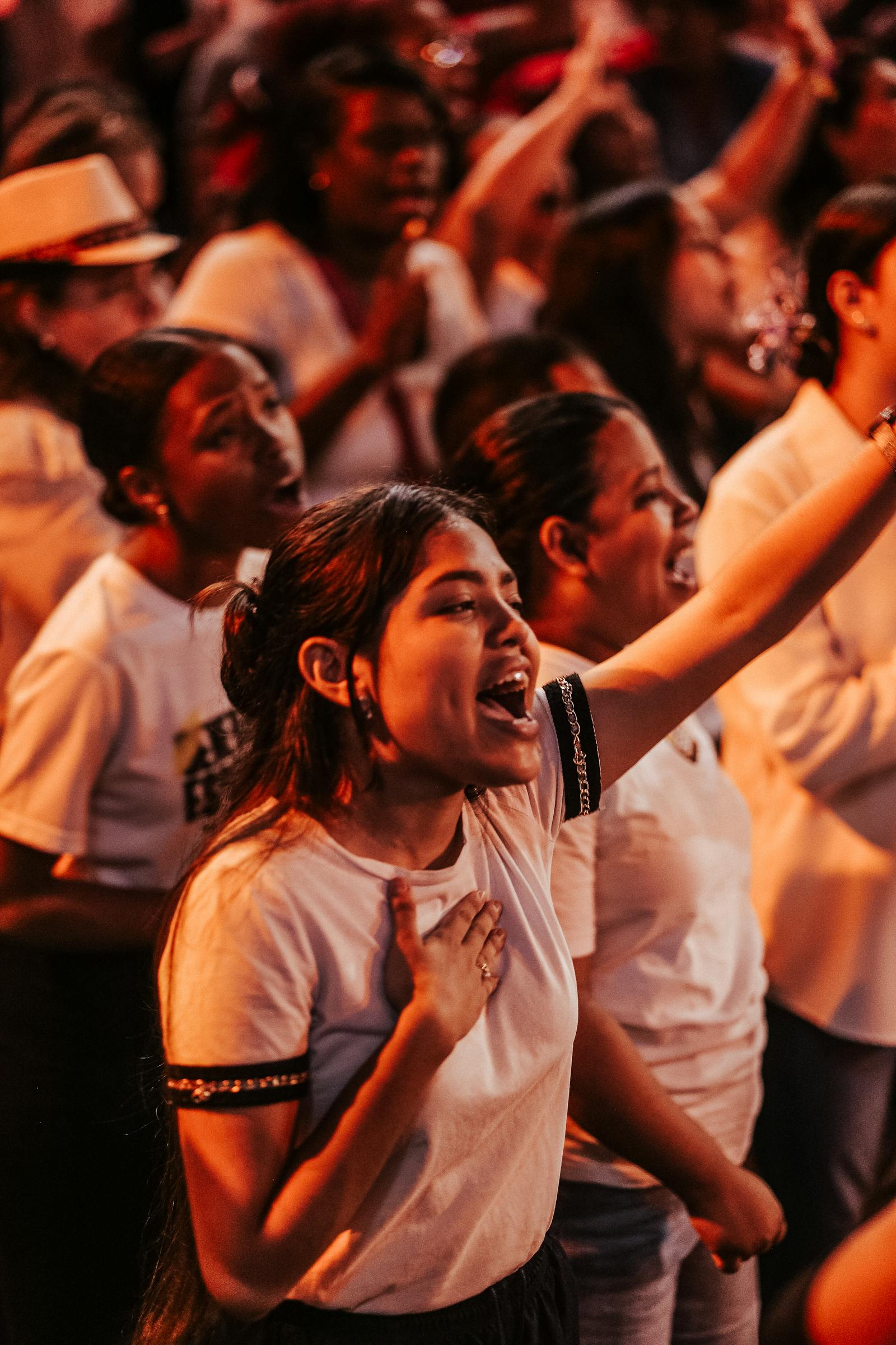 Women Gathering Photos, Download The BEST Free Women Gathering Stock ...