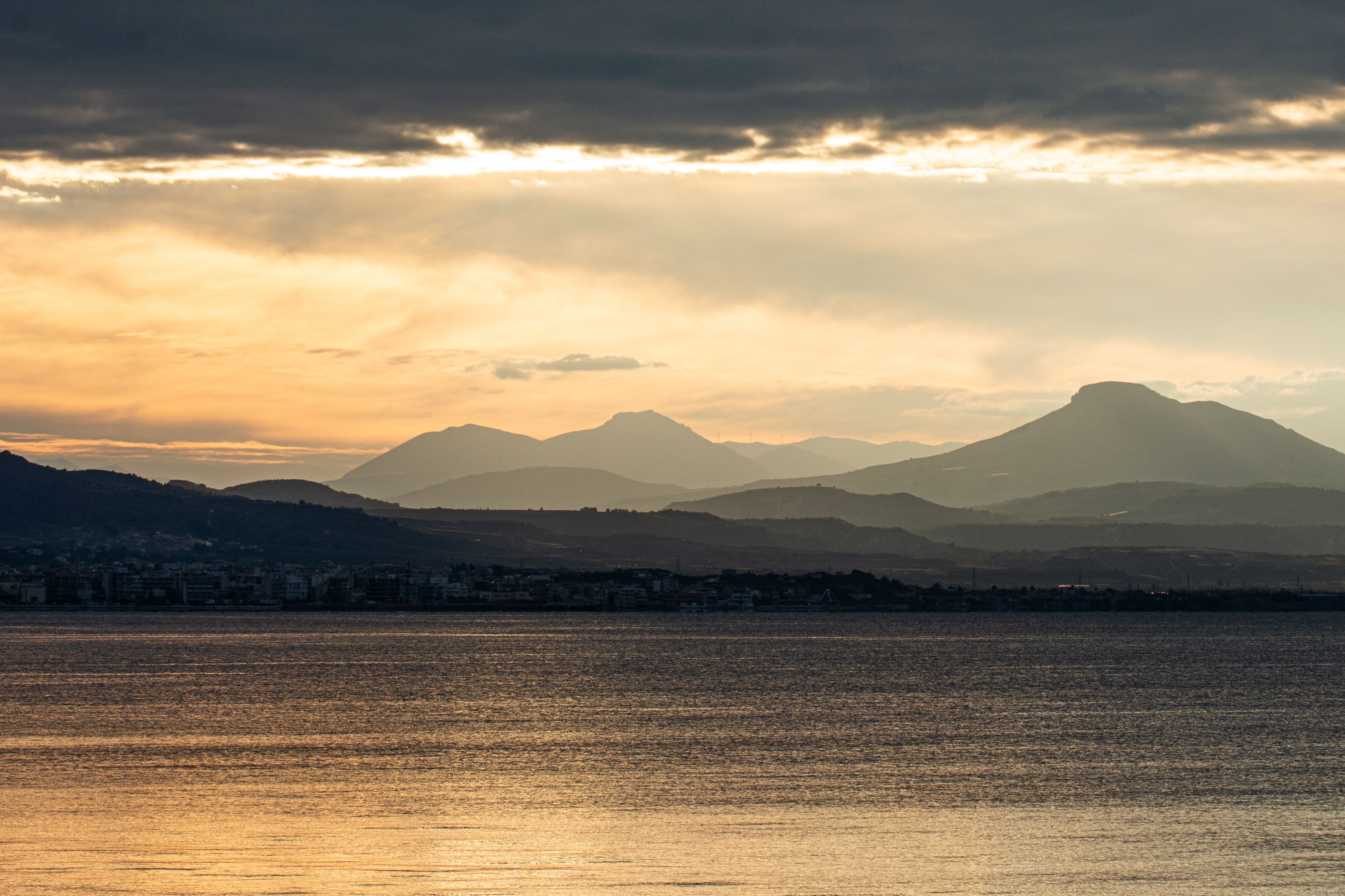 Lake with Hills behind at Sunset · Free Stock Photo