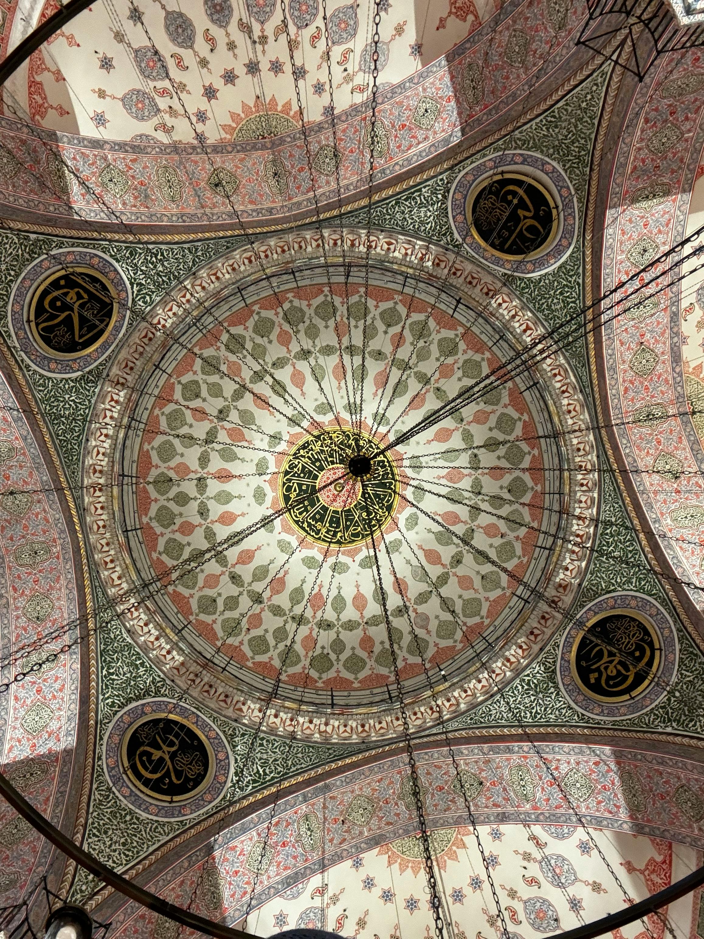 Ceiling in a Mosque in Istanbul · Free Stock Photo