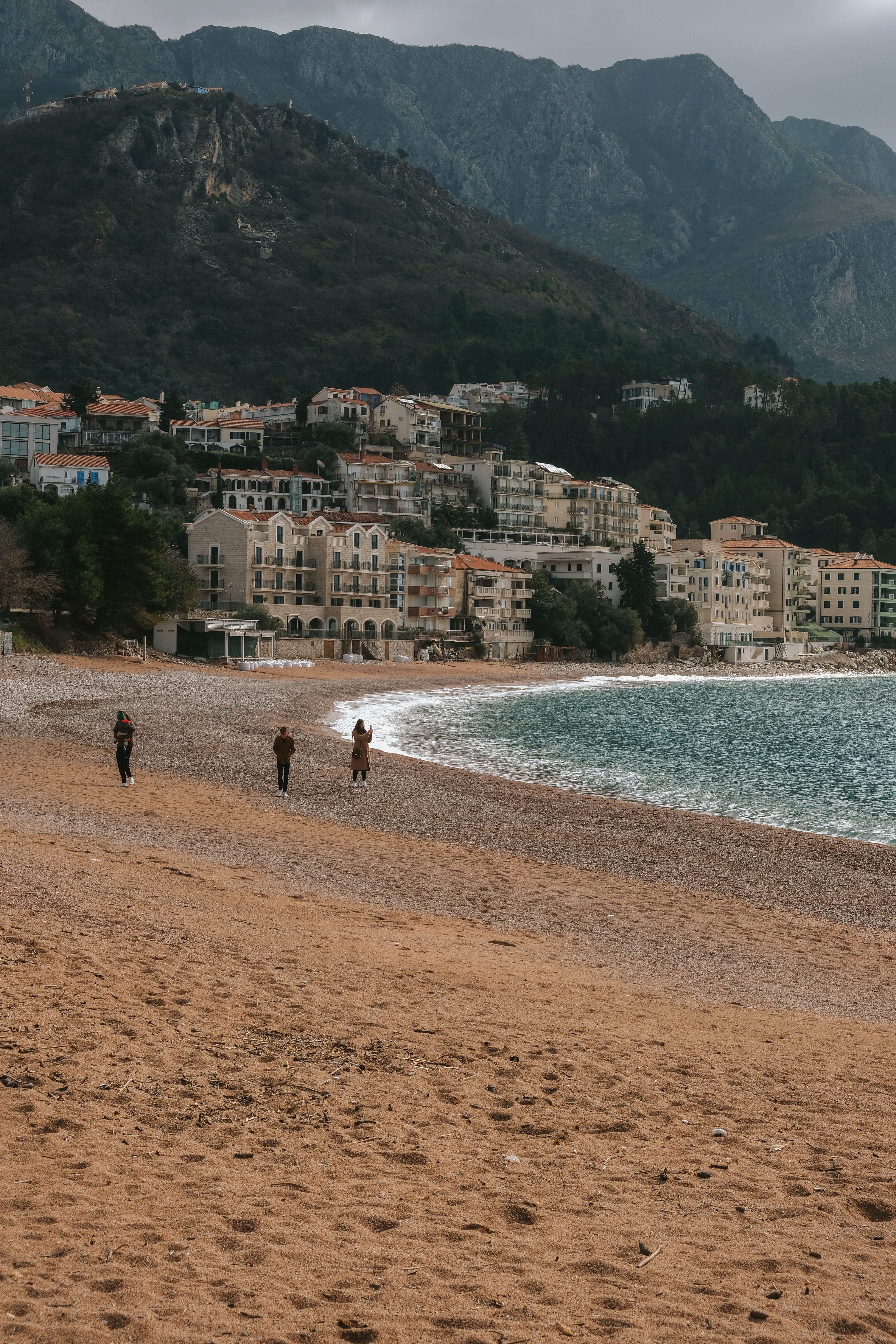 People on Beach on Cold Day · Free Stock Photo