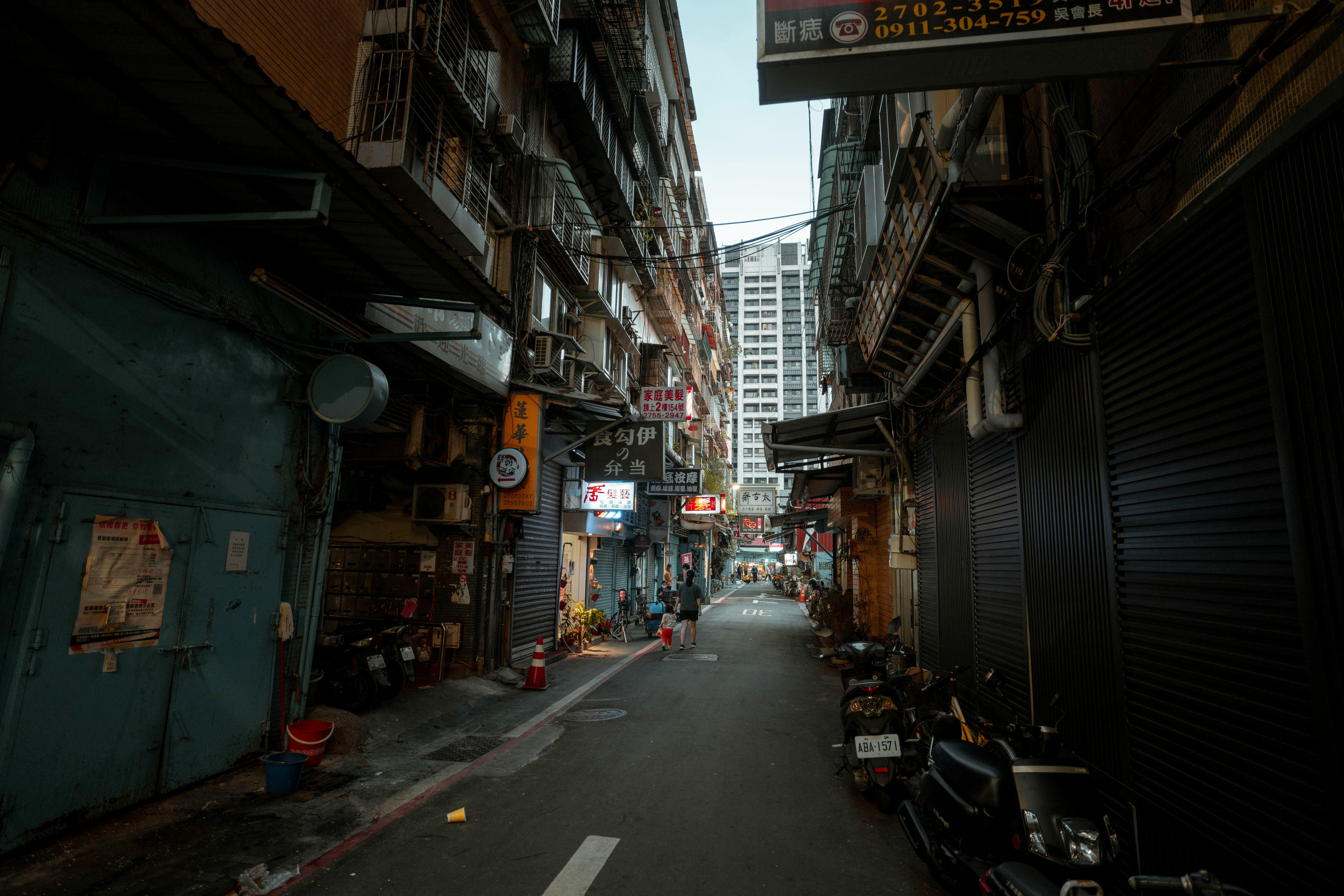 Colorful Alley in Taipei, Taiwan · Free Stock Photo