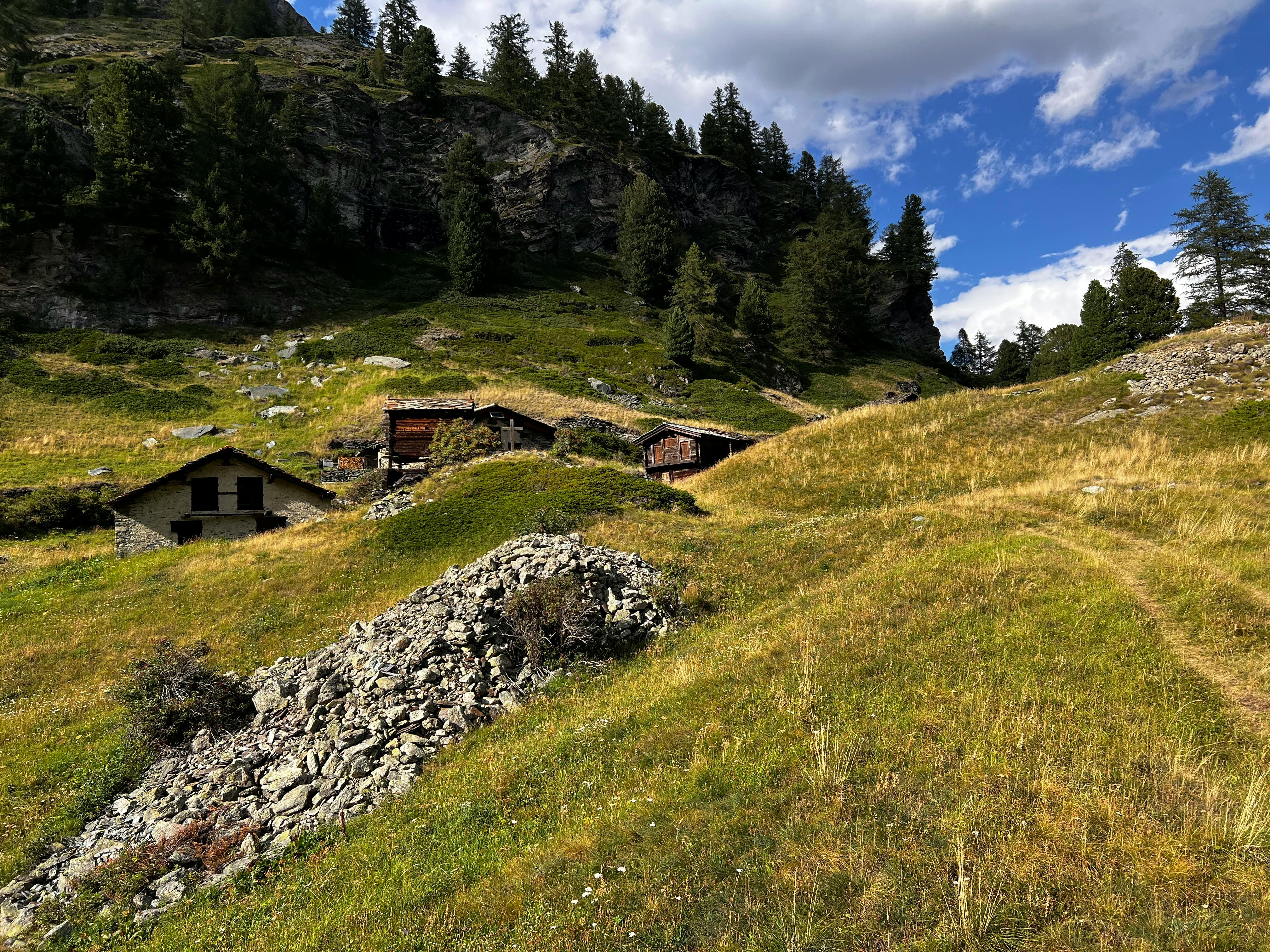 Village in Hilly Area · Free Stock Photo