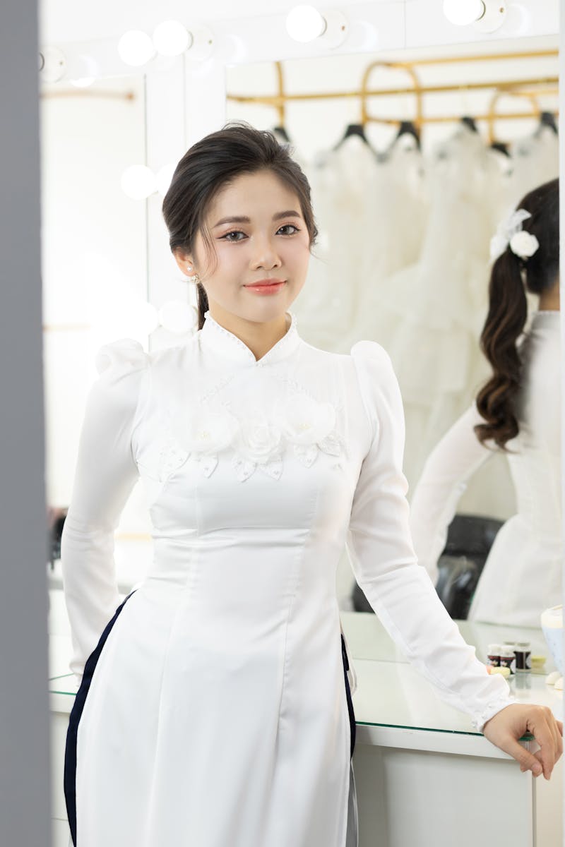 Chic Woman Photos, Download The BEST Free Chic Woman Stock Photos & HD ...