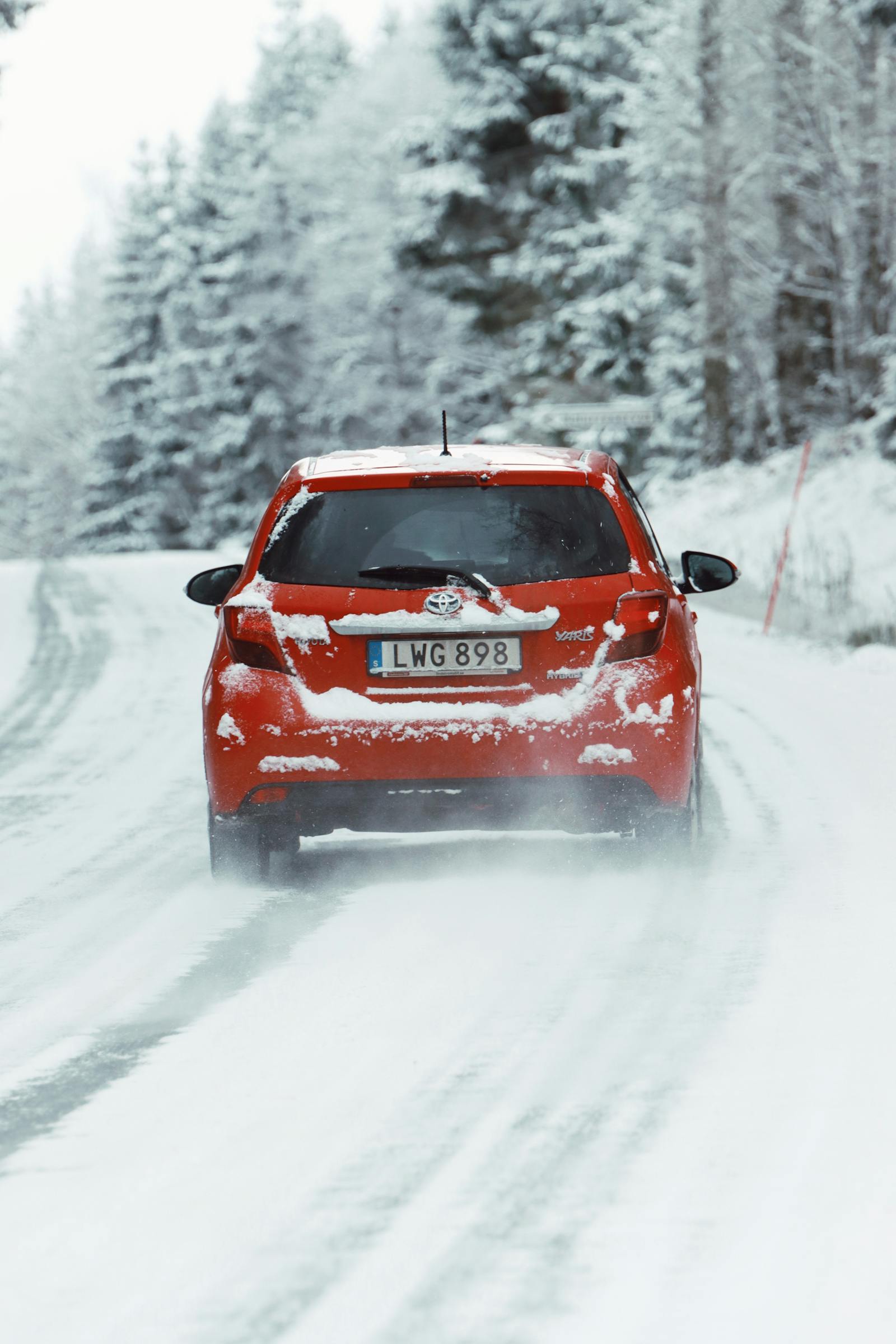 Car In Snow Photos, Download The BEST Free Car In Snow Stock Photos ...