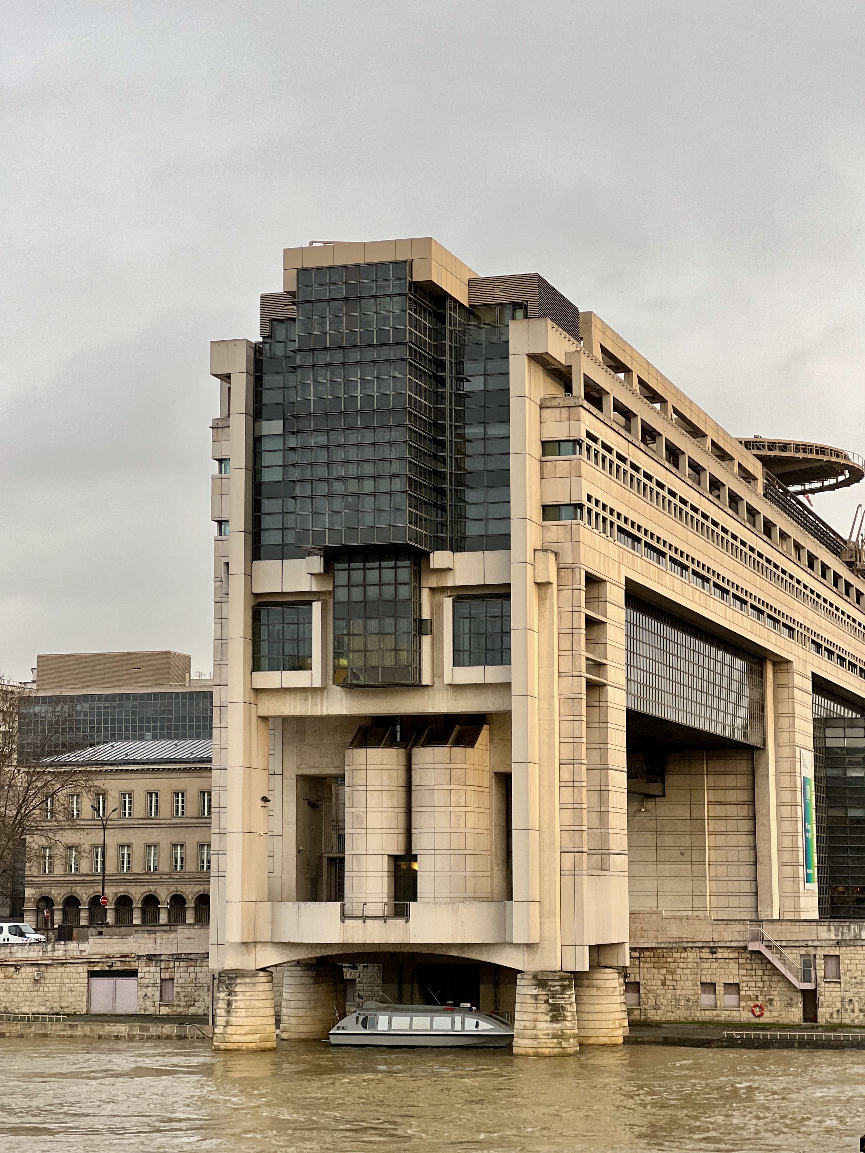 The Ministry of Economy and Finance in Paris, France · Free Stock Photo