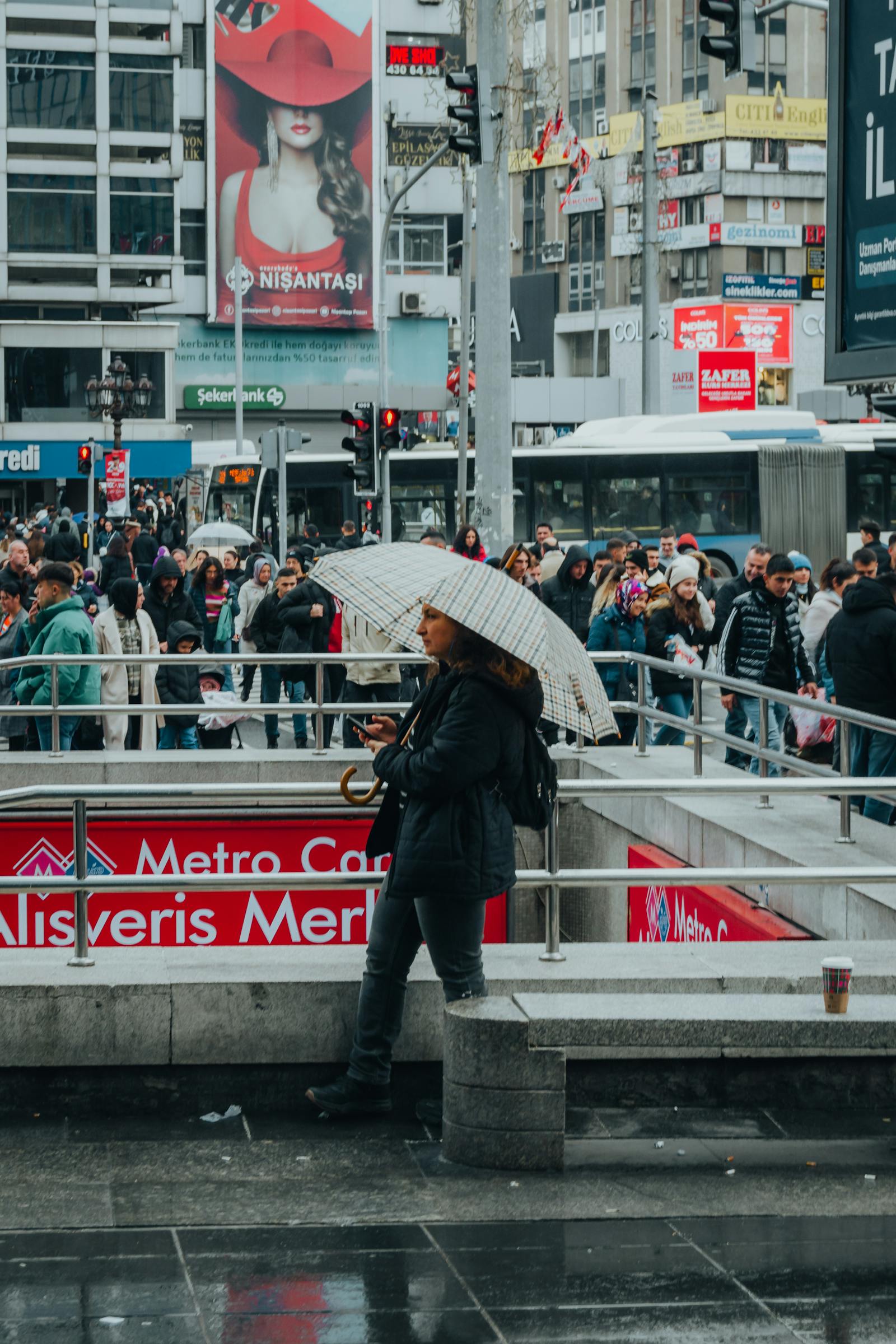 City Street Rain Photos, Download The BEST Free City Street Rain Stock ...