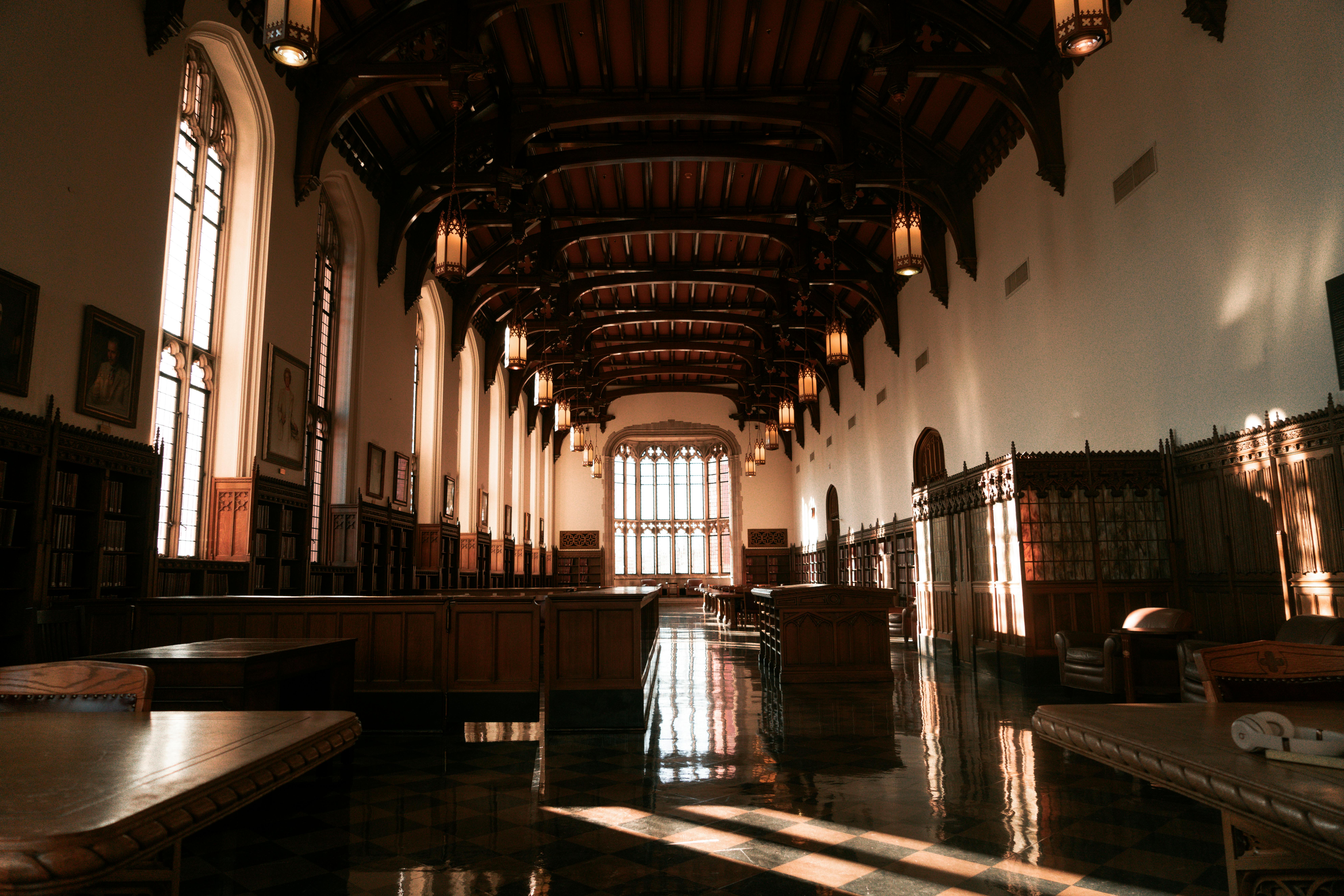 Reading Room of University of Oklahoma in USA · Free Stock Photo