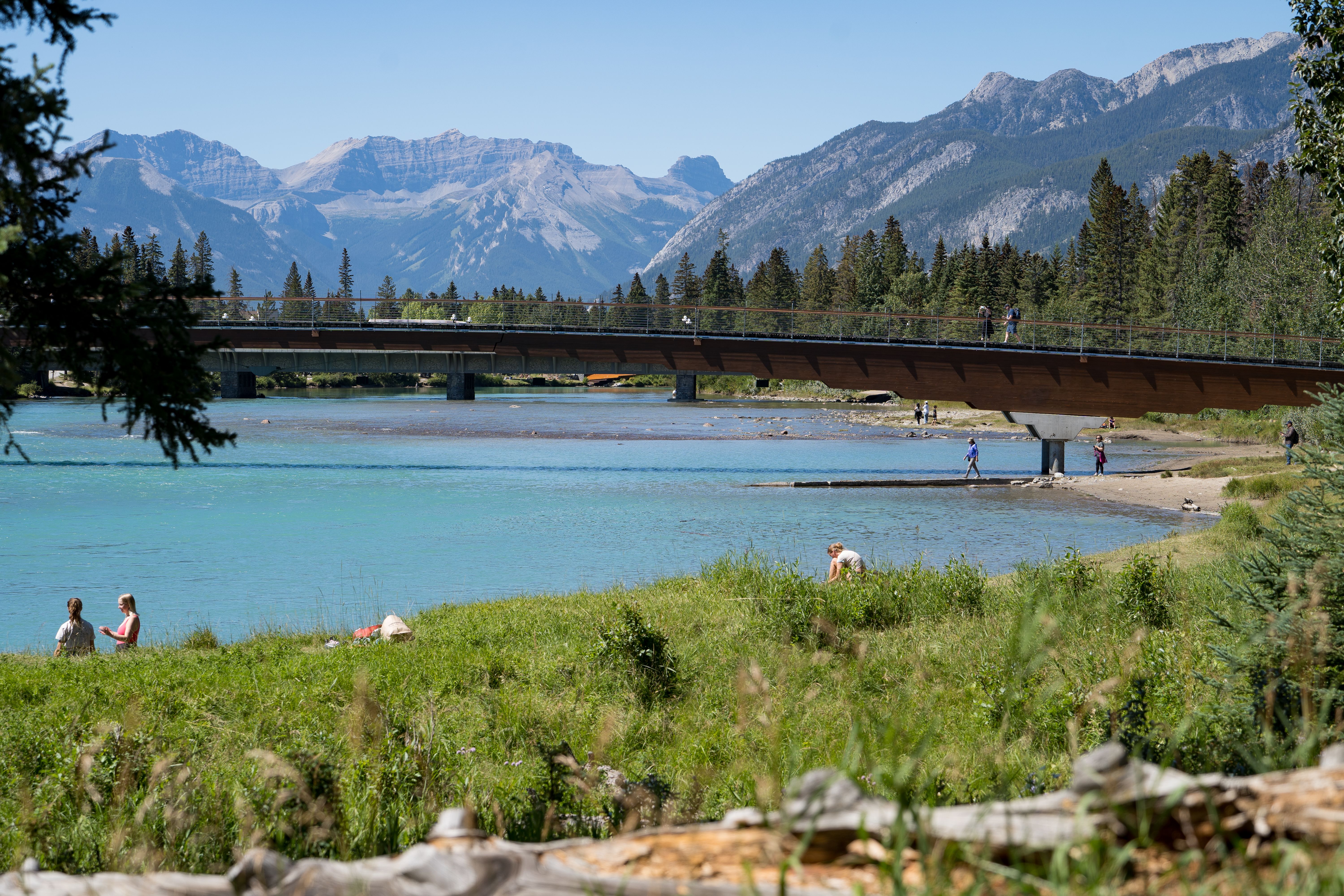 Lake in Banff National Park in Canada · Free Stock Photo